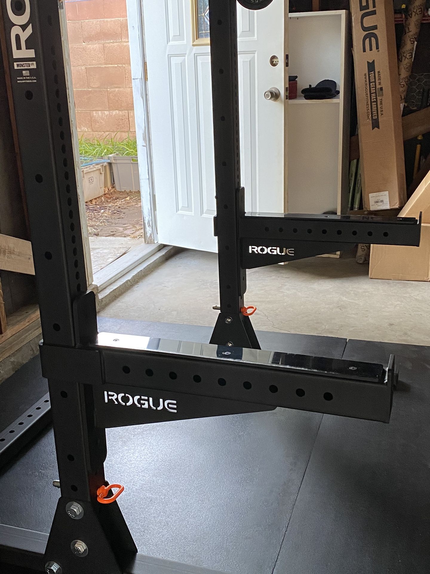 Rogue monster lite spotter arms pair for Sale in Los Angeles, CA - OfferUp
