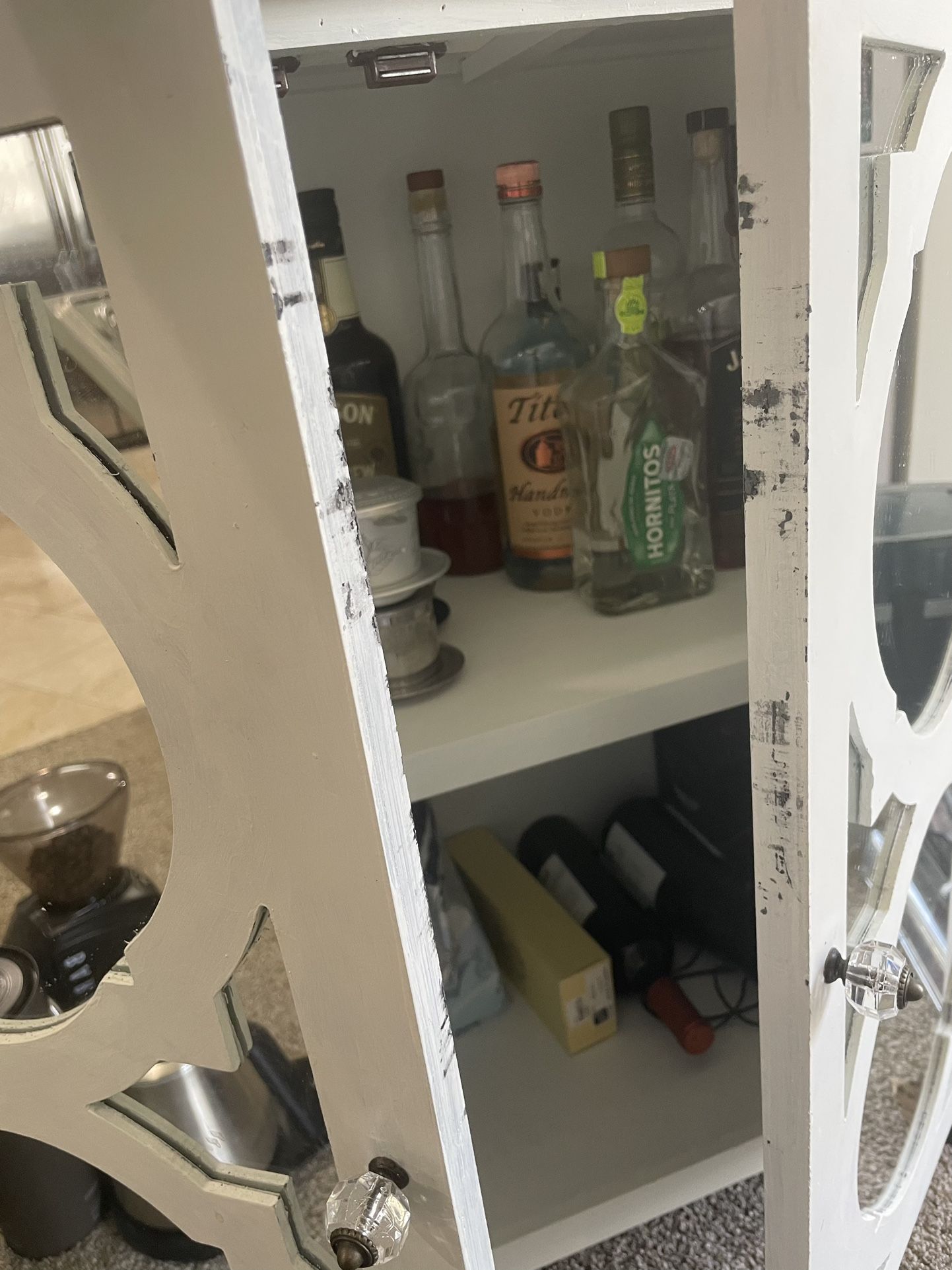White Bar Cabinet / Coffee Station for Sale in San Diego, CA - OfferUp