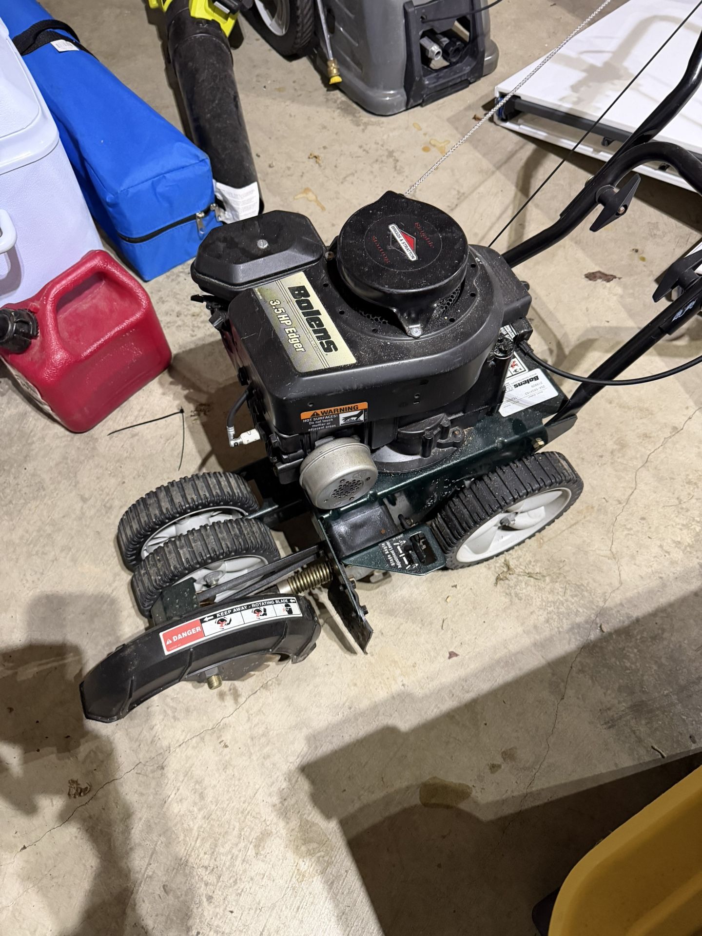 Bolens 3.5 Hp Edger for Sale in Tacoma, WA - OfferUp
