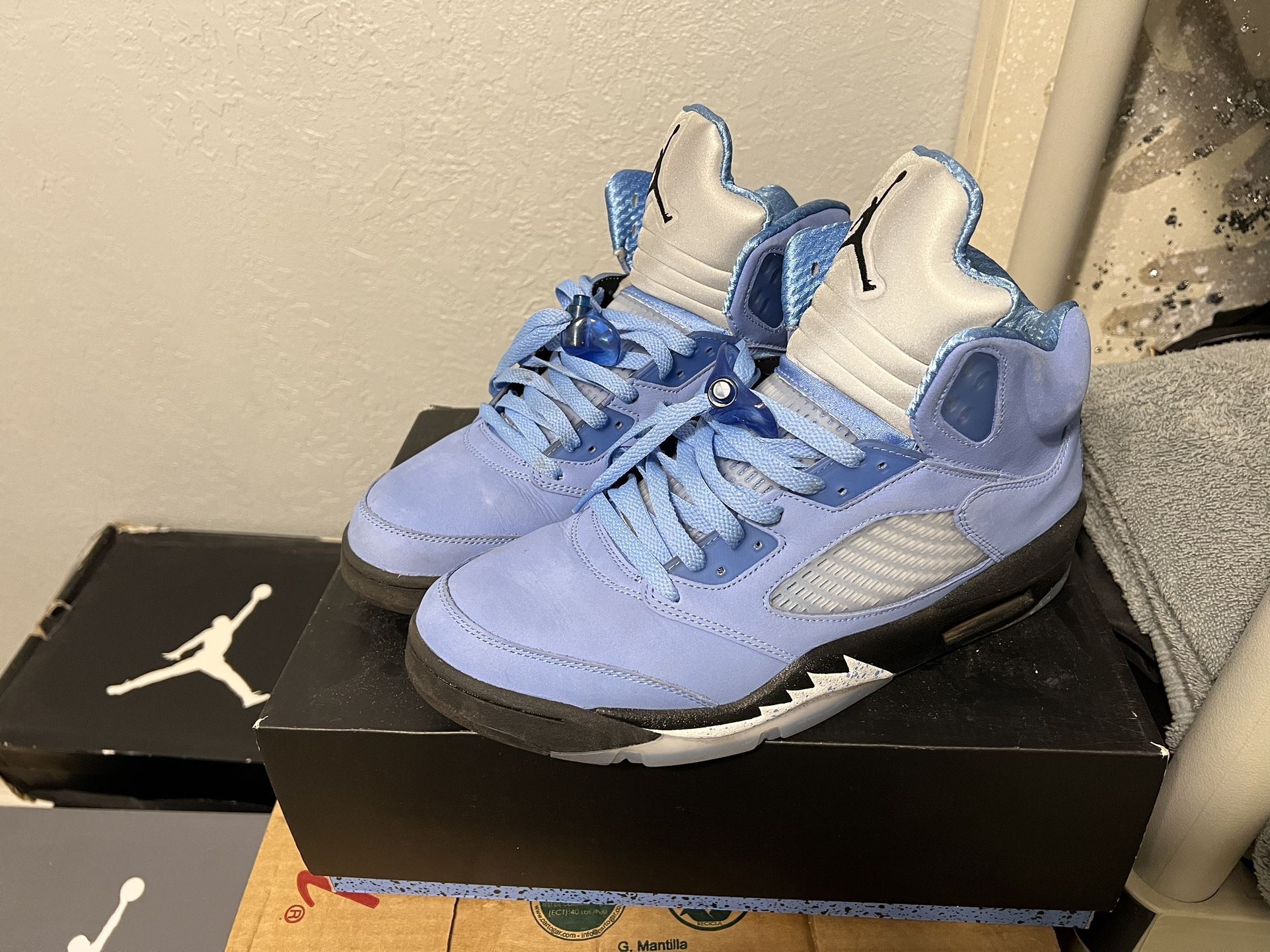 Jordans for Sale in Town 'n' Country, FL - OfferUp