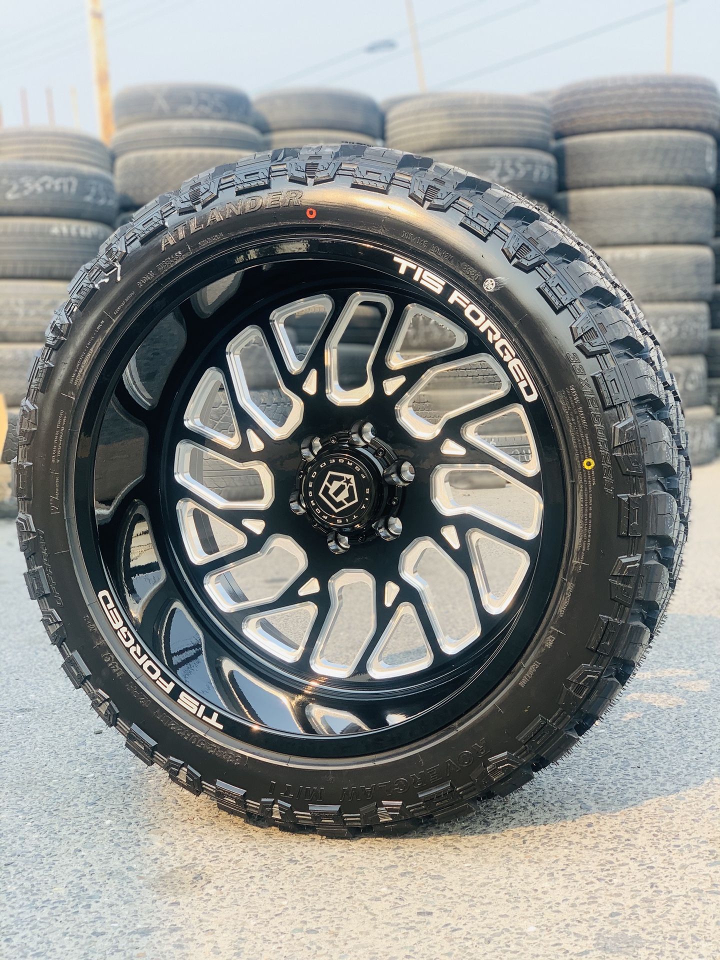 22x12 TIS forged rims and mud tires 33125022 6 lug Chevy gmc Nissan ...