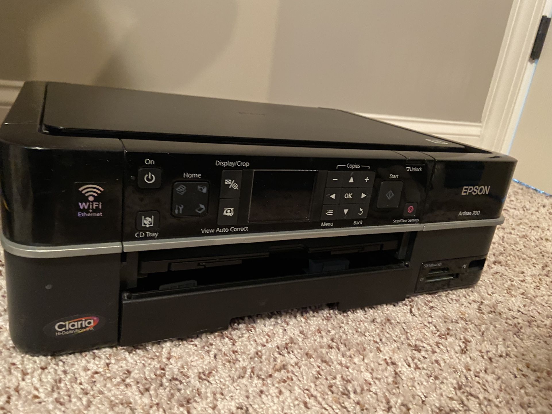 Epson Artisan 700 Printer Scanner for Sale in Angier, NC - OfferUp