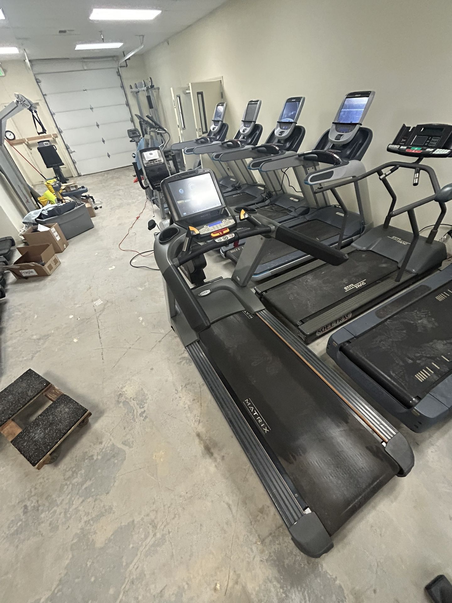 Matrix Tx5 Treadmill for Sale in Arlington, WA - OfferUp