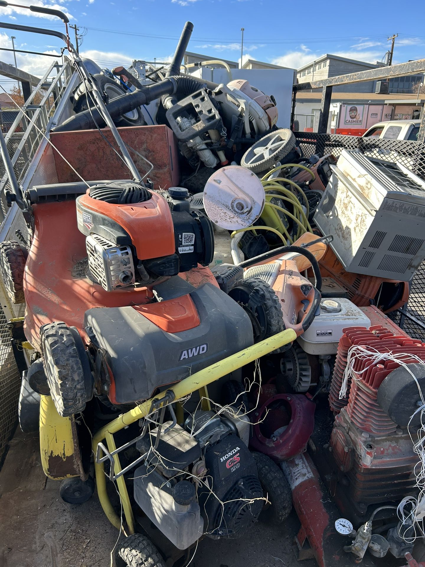We pick up metal for free for Sale in Las Vegas, NV - OfferUp