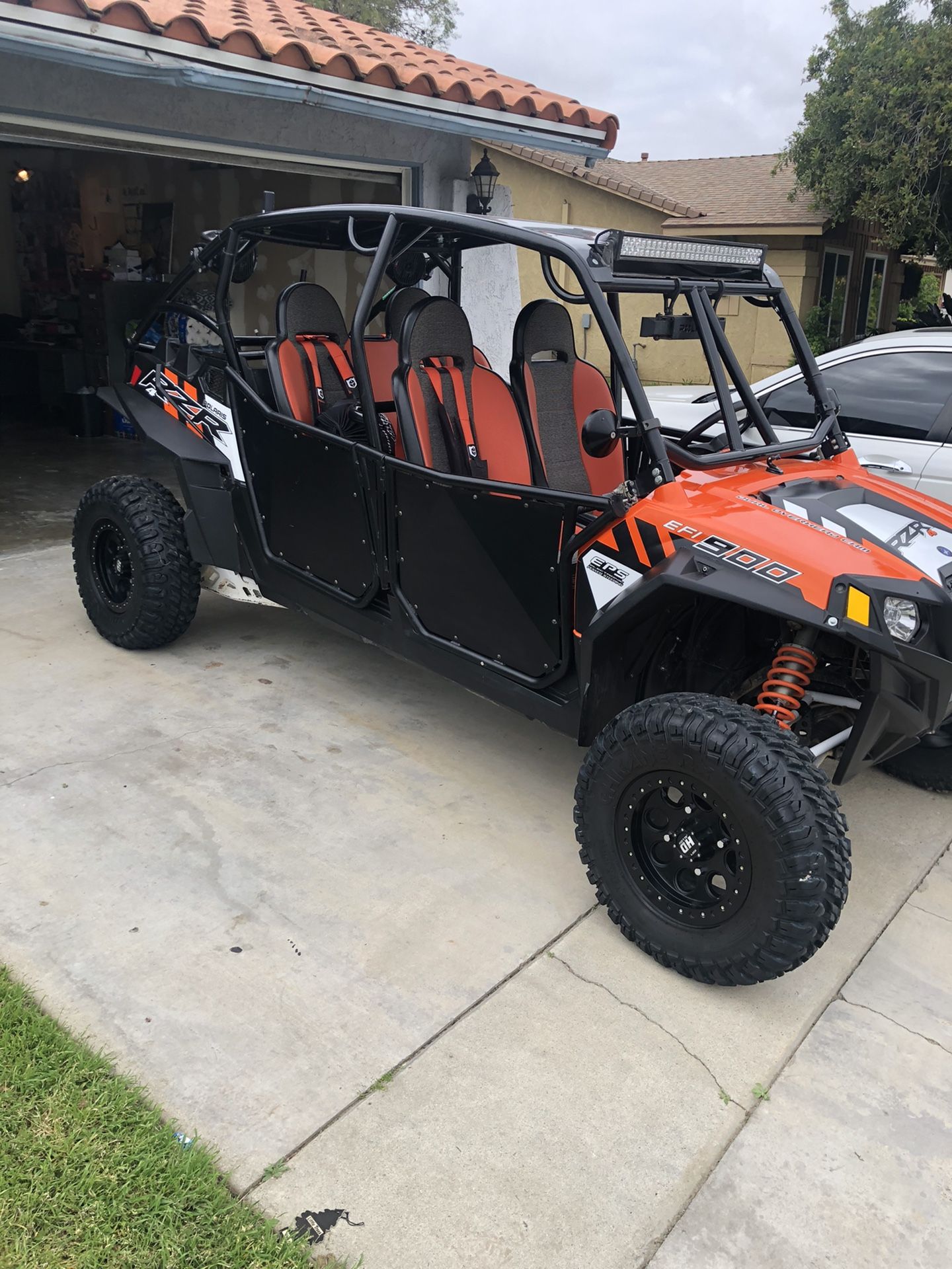 2014 Rzr 900 4 seater for Sale in Jurupa Valley, CA - OfferUp