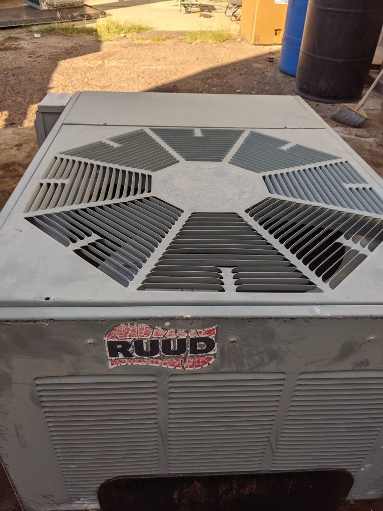 RUUD 2.5 ton AC condenser Heat Pump. With new compressor R22 for Sale ...