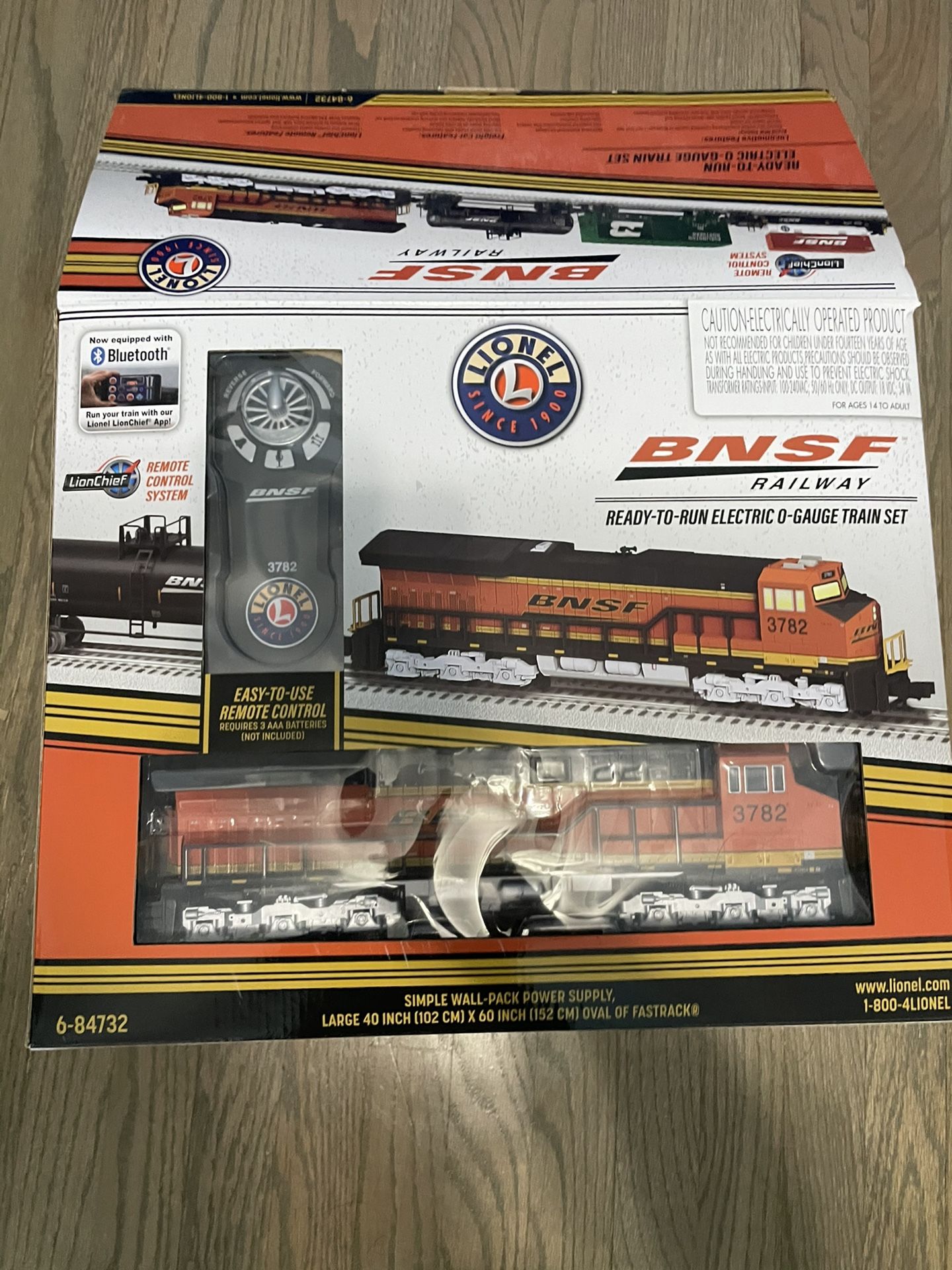 Lionel BNSF Electric Train Set for Sale in La Grange Park, IL - OfferUp