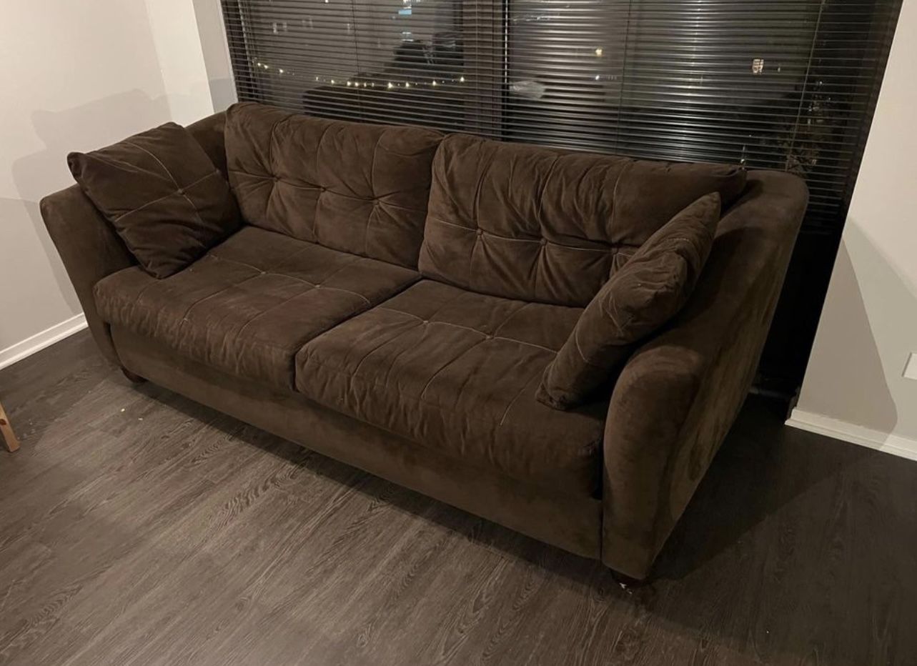 *FREE DELIVERY* Brown Fabric Sofa/Couch for Sale in Chicago, IL - OfferUp