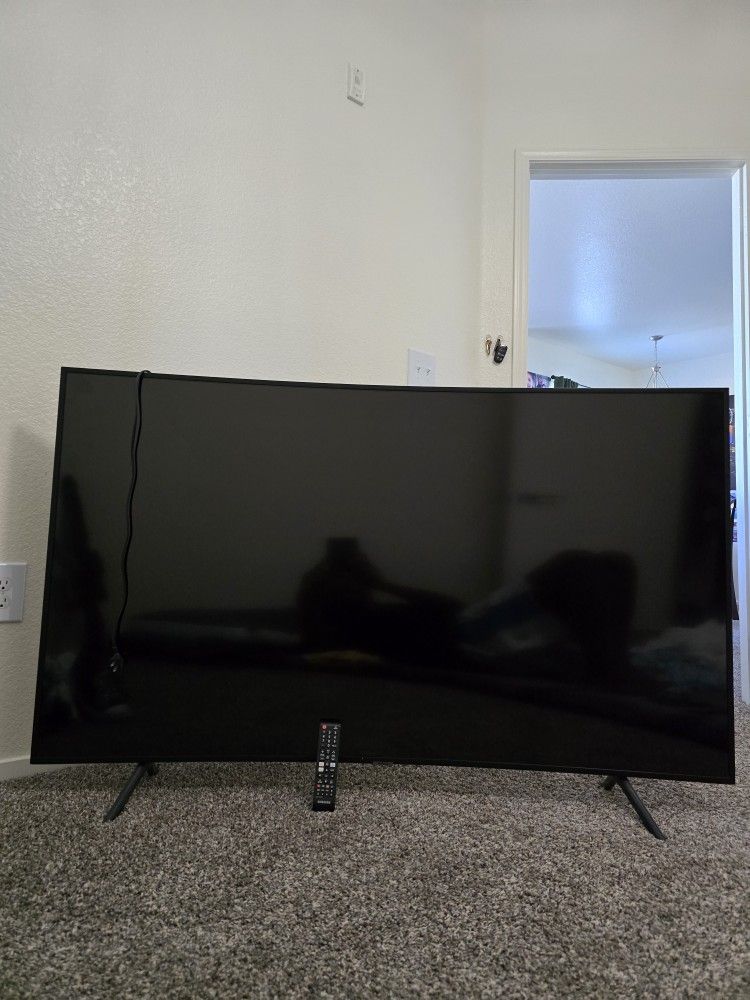 65 Inch SAMSUNG Series 7 Curve Smart TV with Remote for Sale in Las ...