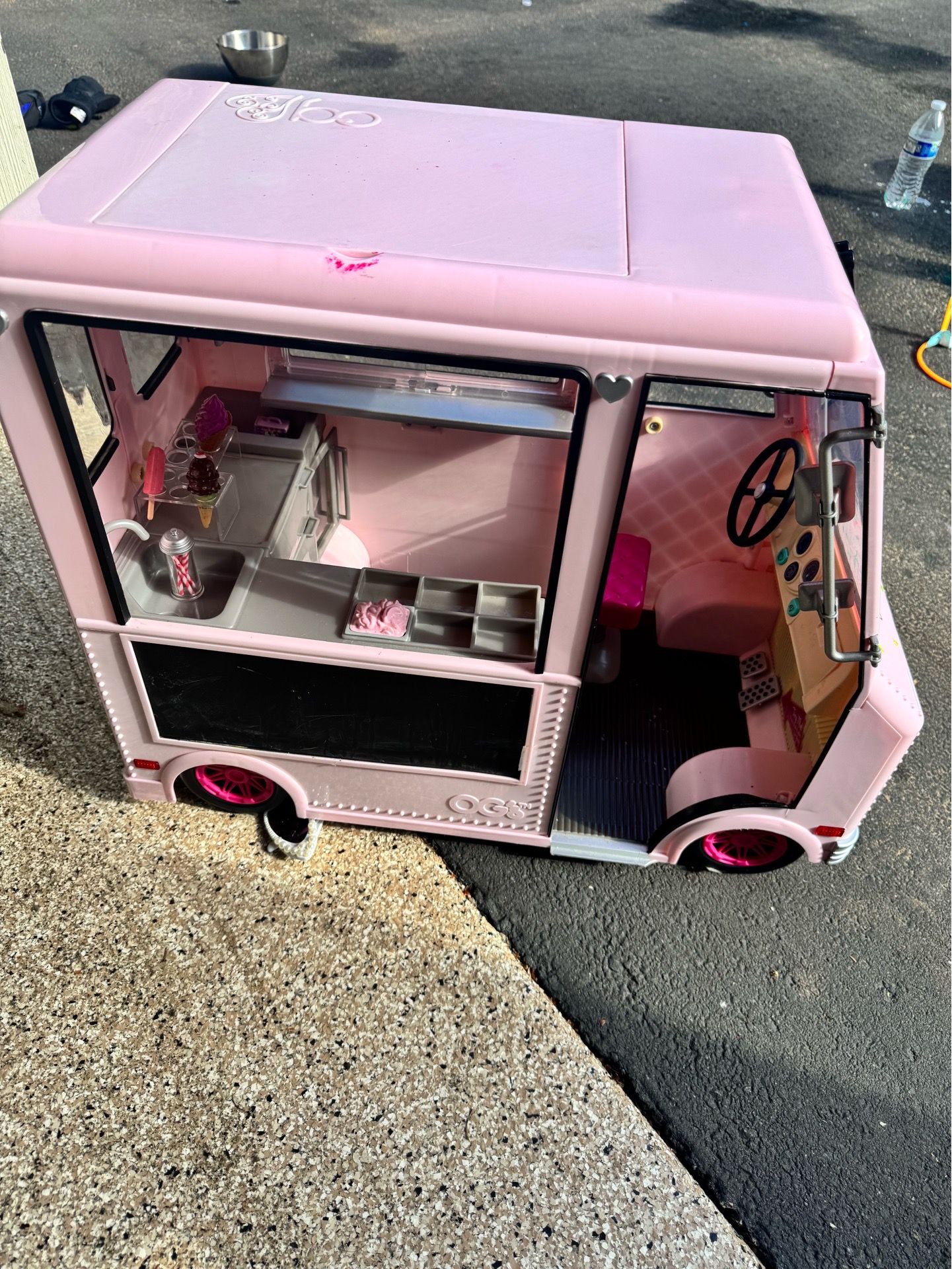 OG brand “American girl doll” ice cream truck for Sale in Woodinville ...