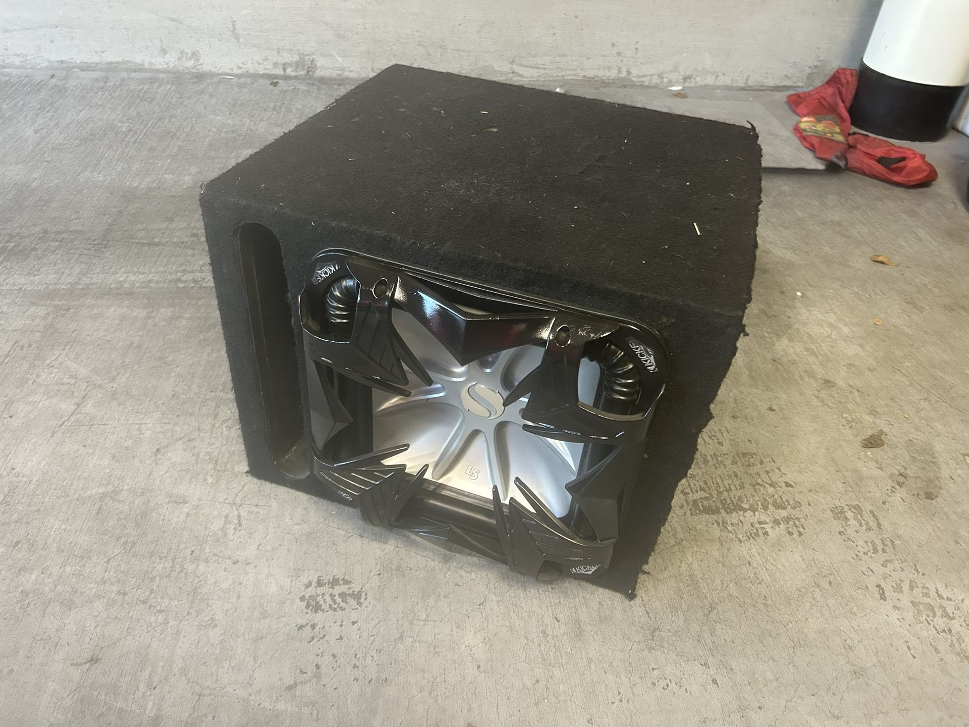 12” KICKER L5 w/PORTED BOX for Sale in Las Vegas, NV - OfferUp