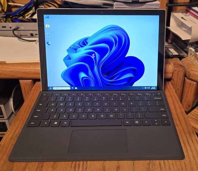 Microsoft Surface Pro 7+ W/ Cellular 12.3" #2 for Sale in Mesa, AZ ...