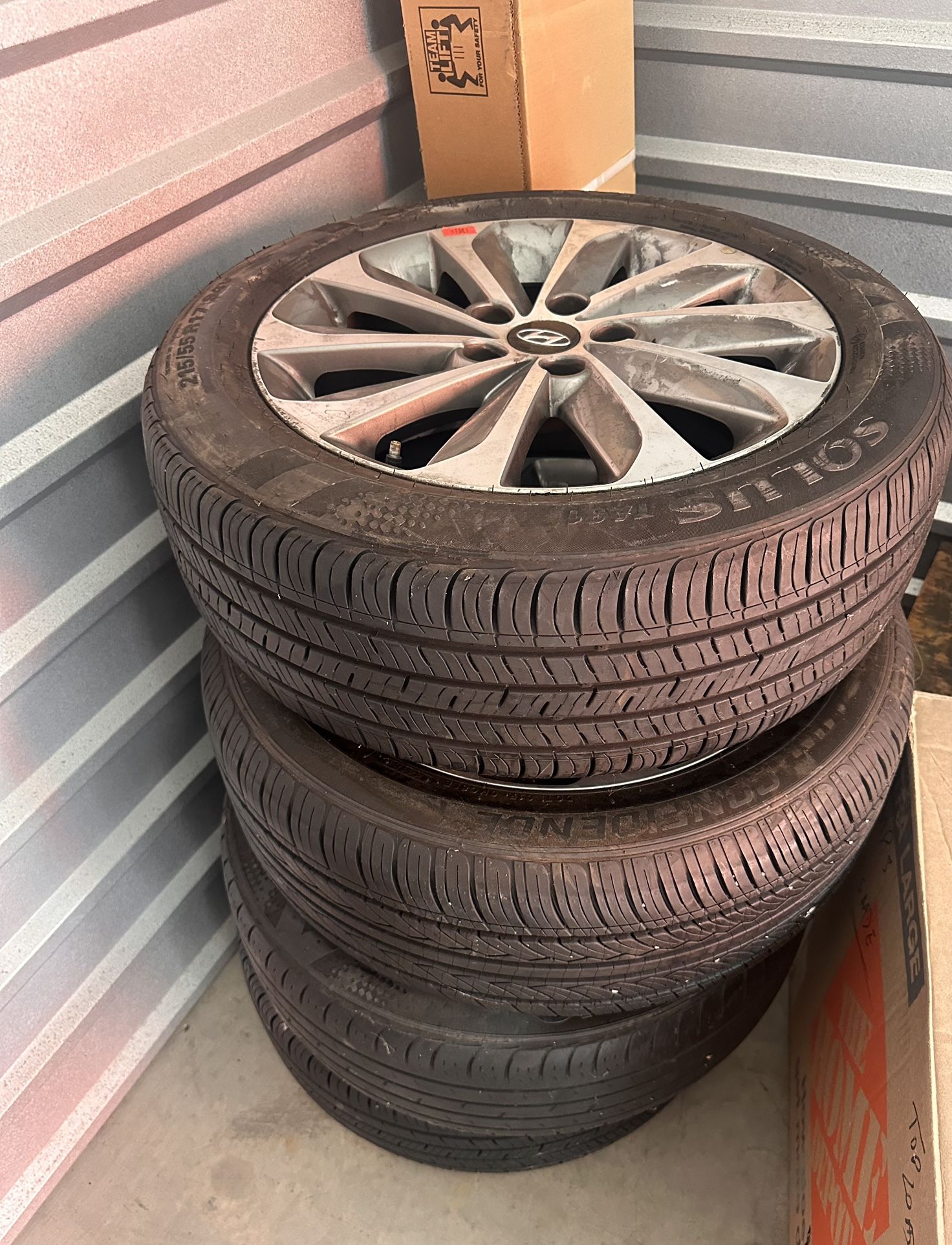 Hyundai Rims & Tires for Sale in Apopka, FL - OfferUp