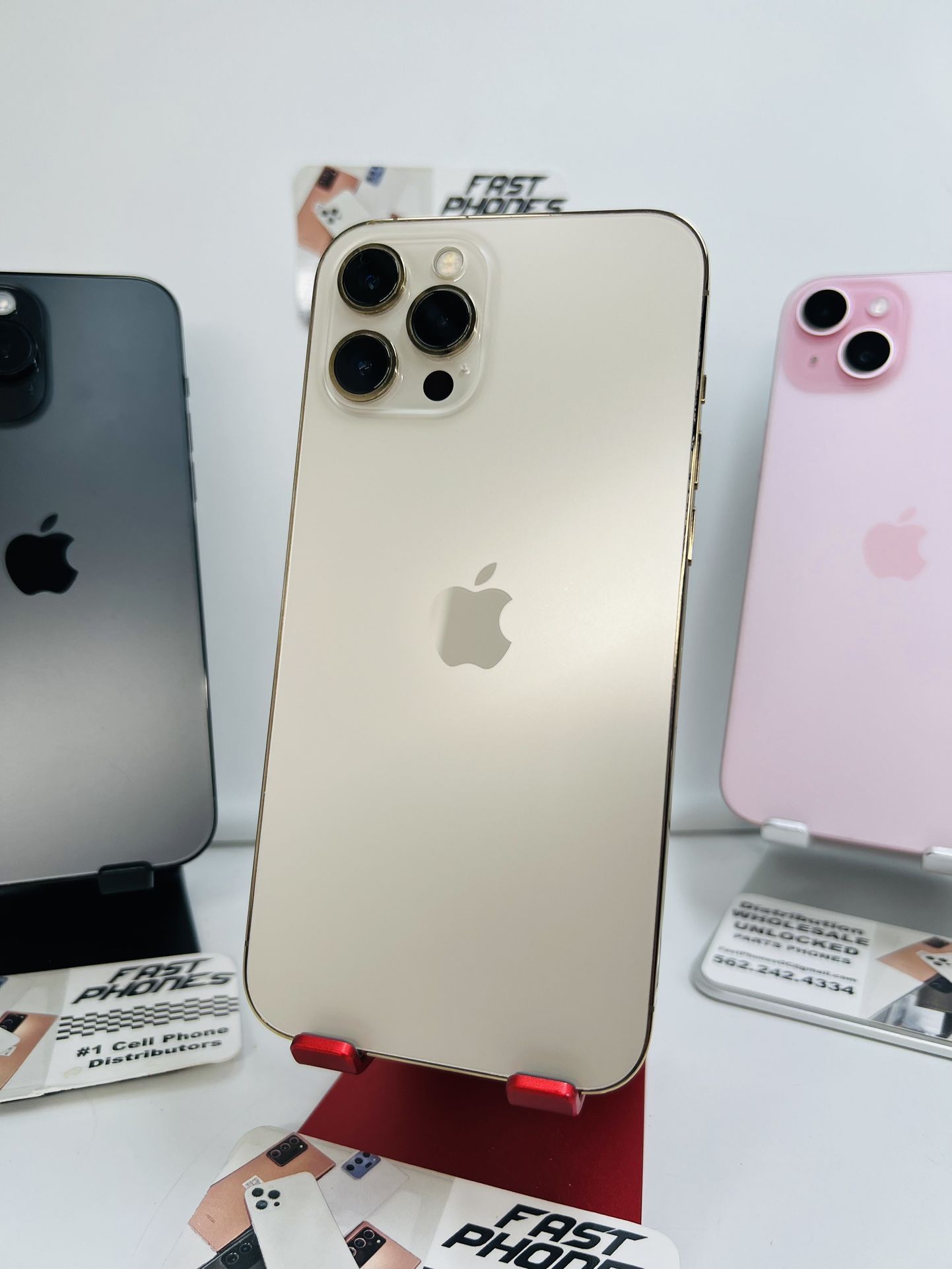 Apple iPhone 12 Pro MAX 128GB T-Mobile Gold for Sale in La Habra Heights, CA - OfferUp