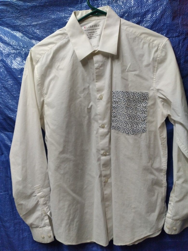 Shirt By Calvin Klein sz Med for Sale in Peoria, AZ - OfferUp