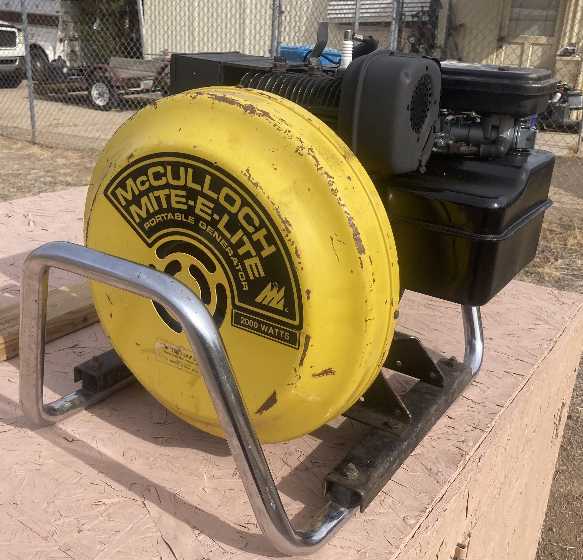 McCulloch Mite-E-Lite 2000 Watt Generator for Sale in Phoenix, AZ - OfferUp