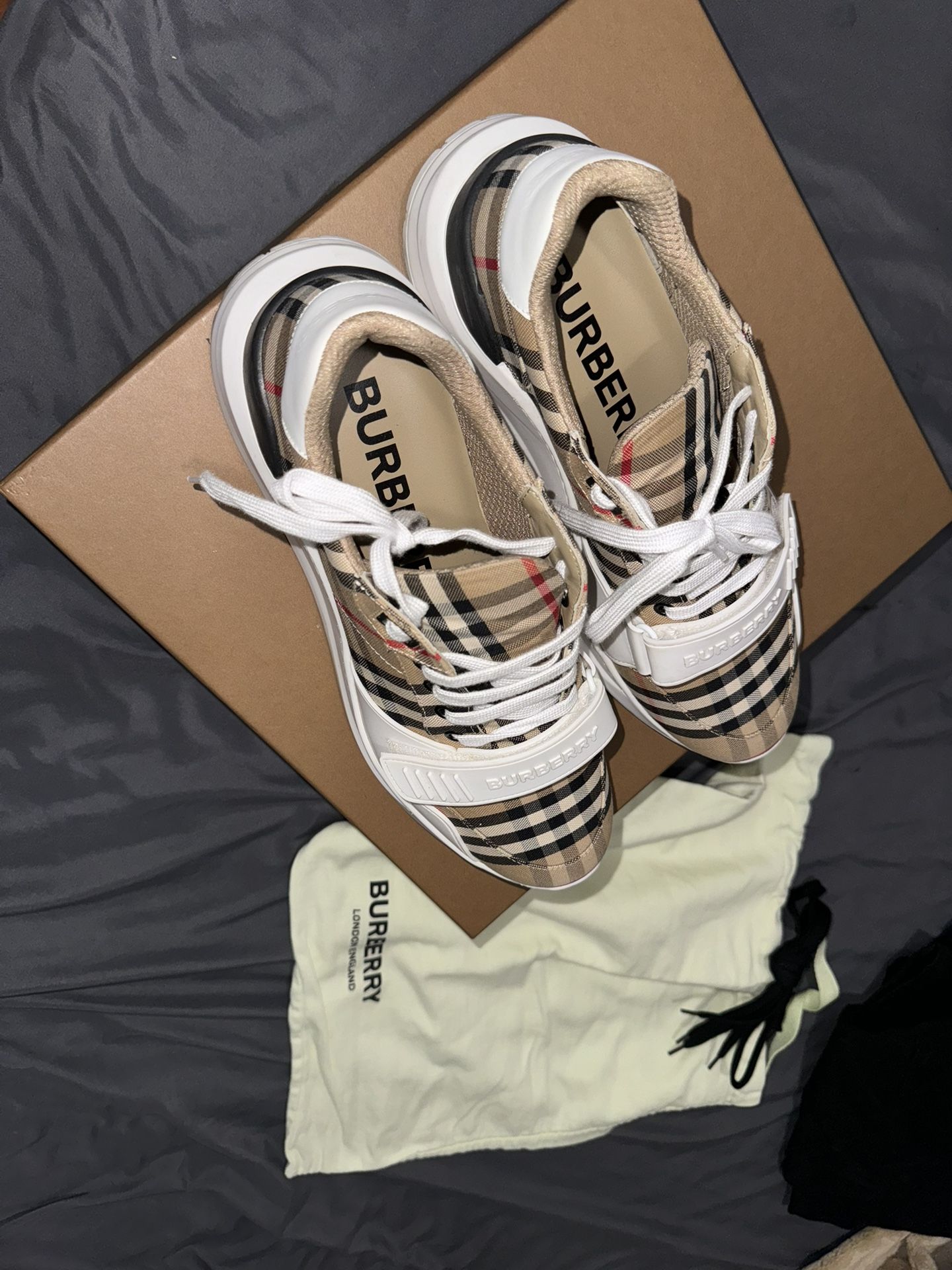 Burberry Shoes Men Men s shoes