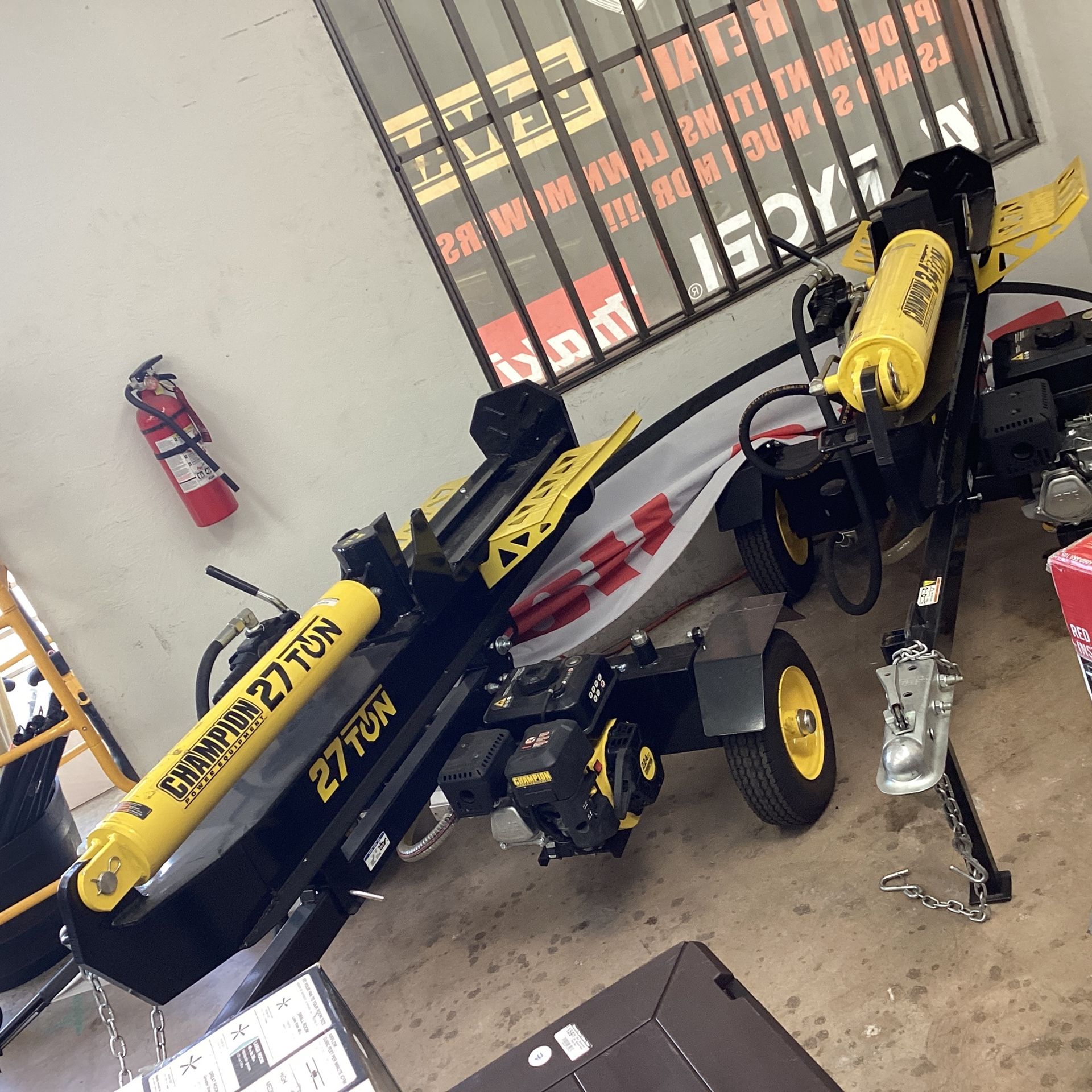 (UG) Champion Power Equipment 27 Ton 224 cc Gas Powered Hydraulic Wood ...