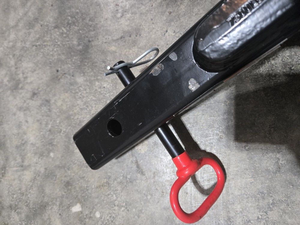 Haul Master Triple Ball Hitch With Tow Hook for Sale in Kelso, WA - OfferUp