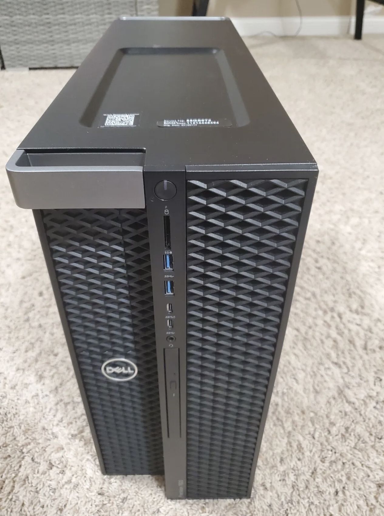 DELL PRECISION 7820 XEON SILVER 4108 x2 16CORE 1TB M.2 SSD 128GB RAM for Sale in Fredericksburg ...