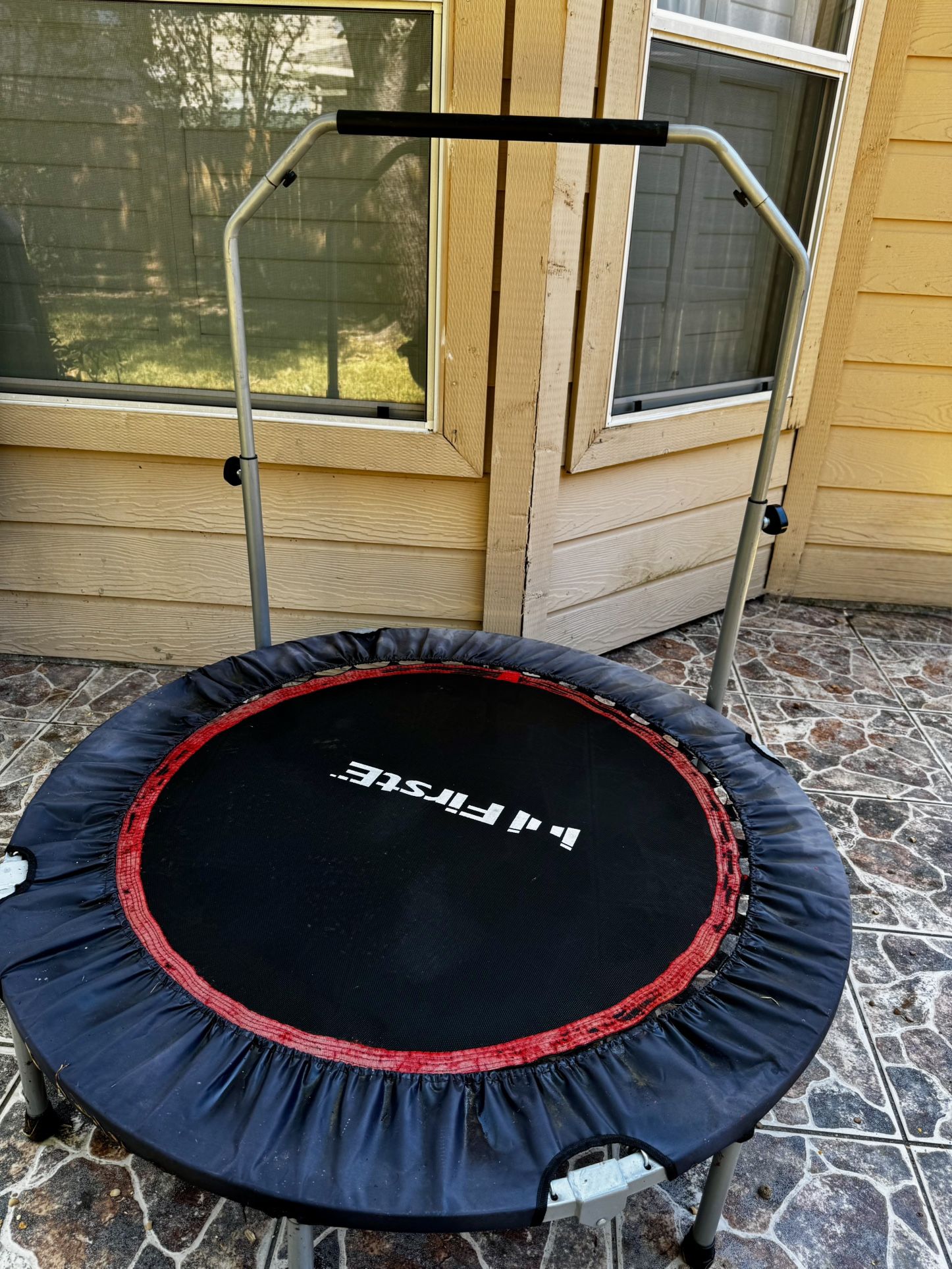 Heavy-Duty Mini Fitness Trampoline / Rebounder (440 LBS Max Load!) for ...