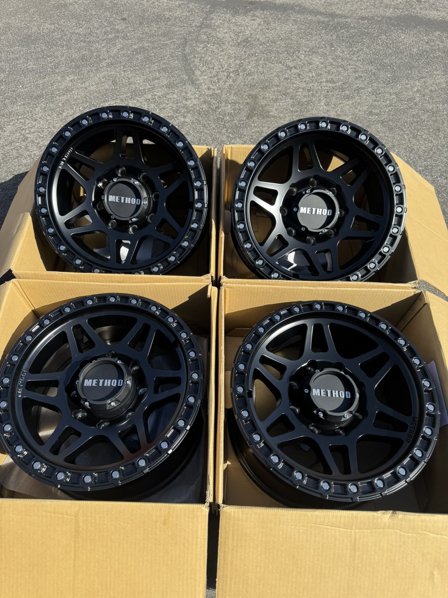 New 8x6.5 Black 17” Method MR312 Wheels Dodge GMC Chevy Ram Ford ...