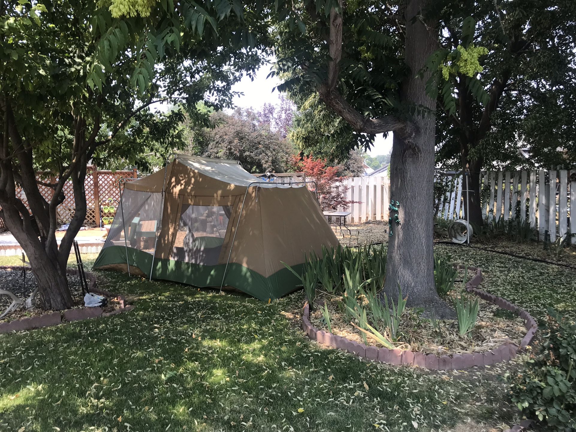 Tent 9x25 Overall Vintage metal poles 6 x 6 screen room 9 x 9 sleep in ...