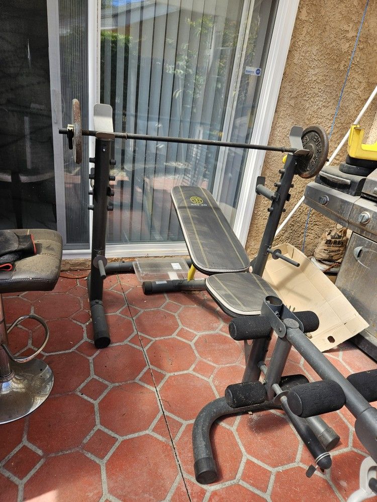 Weight Bench + 50 Lbs + Bar (All Free) for Sale in Garden Grove, CA ...