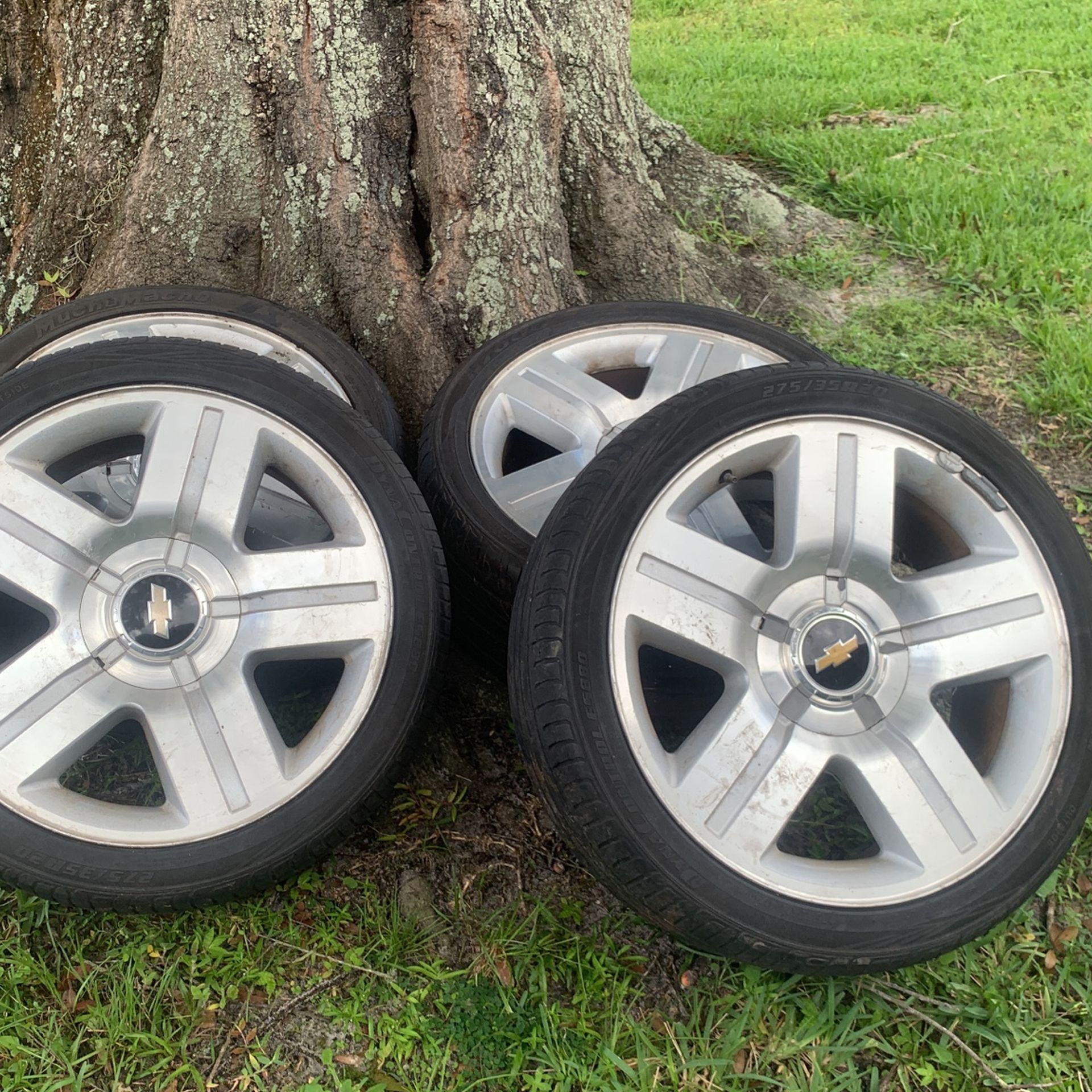 Stock 6 Lug Chevy Wheels for Sale in Lakeland, FL - OfferUp