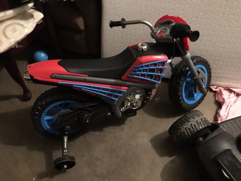 Spiderman motorcycle with charge for Sale in Hayward, CA - OfferUp