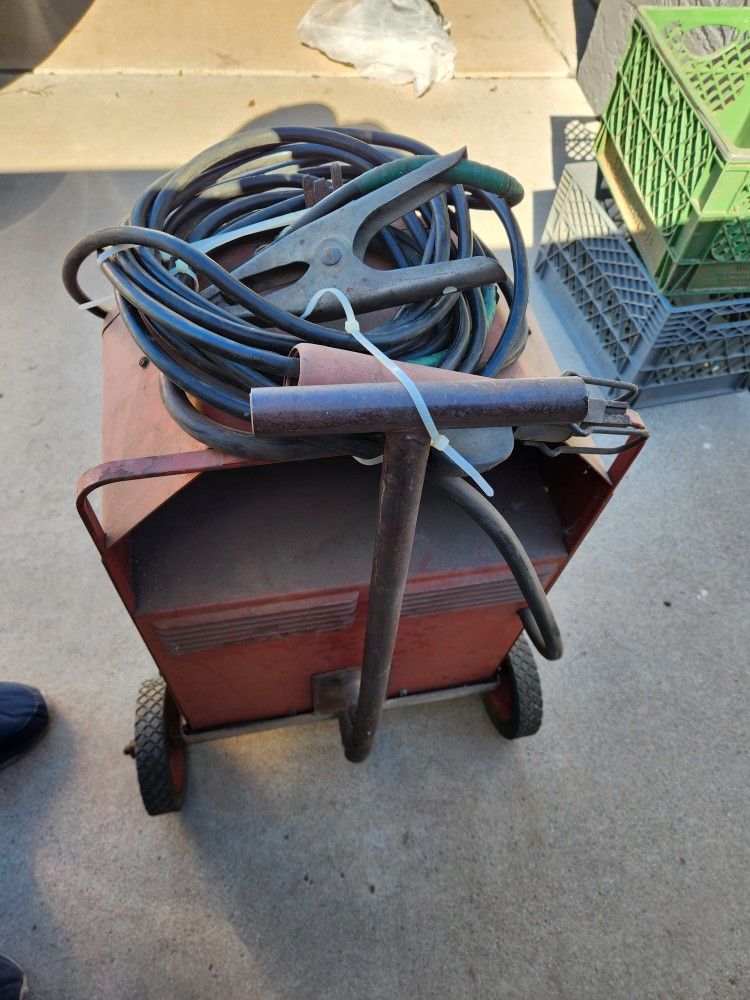 Lincoln Welder 225 Amp. Buzz Box for Sale in Chandler, AZ - OfferUp