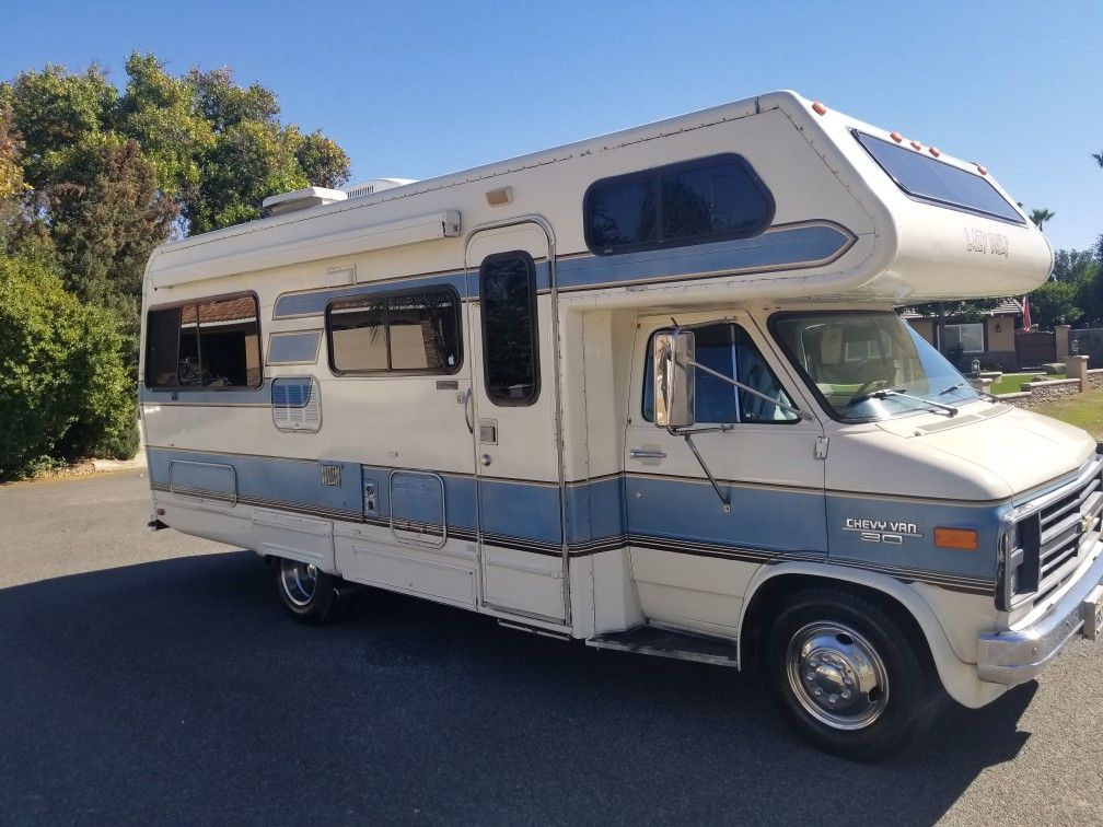 1987 Lazy Daze Class C 22 feet rear bed 65k Excellent condition for ...