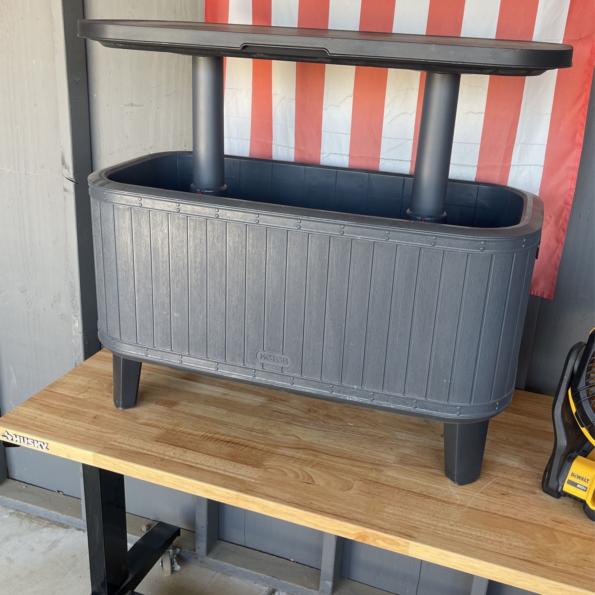 Keeter Pop Up Table Cooler for Sale in Menifee, CA - OfferUp