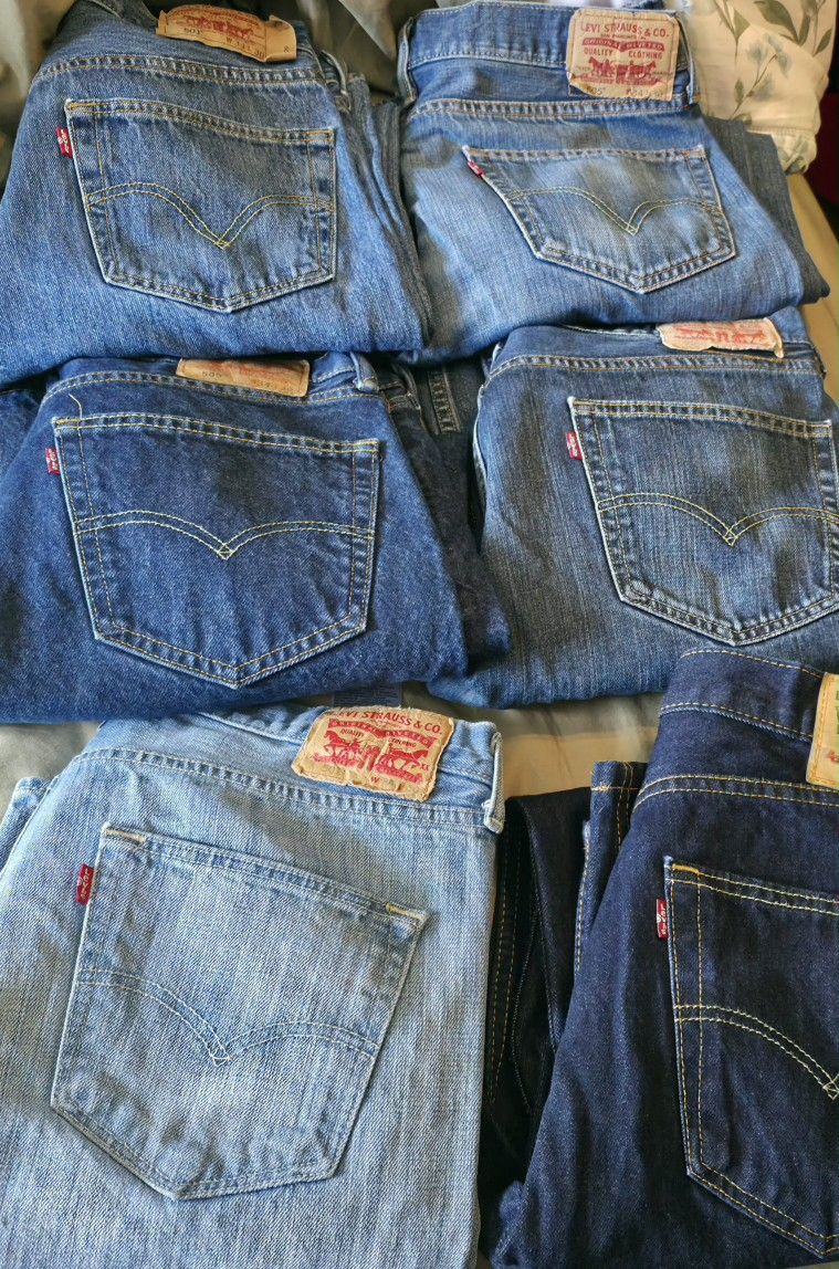 Jeans 501 And 505 $10 Each for Sale in Laveen Village, AZ - OfferUp
