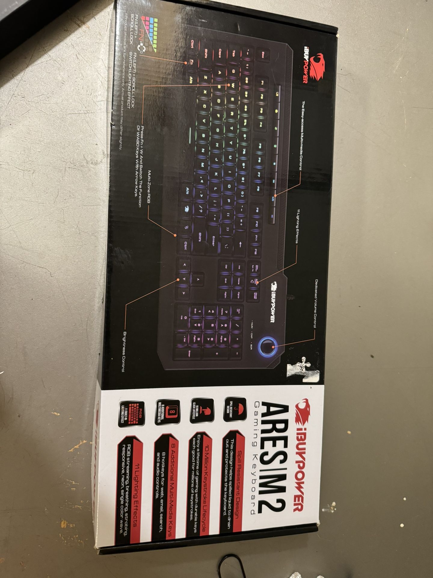 iBuypower Ares M2 keyboard & Redragon one handed keyboard for Sale in ...