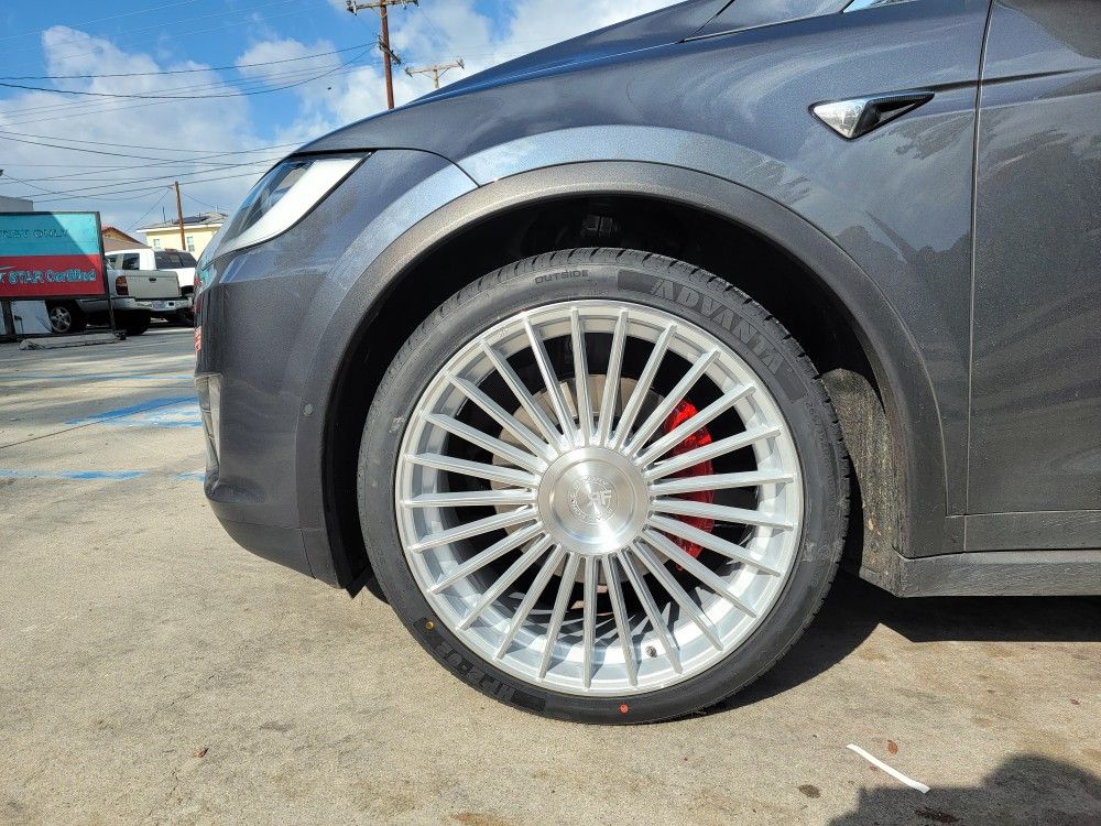 22" New Staggerd ROADFORCE RF22 Silver Wheels With New Tires For TESLA ...