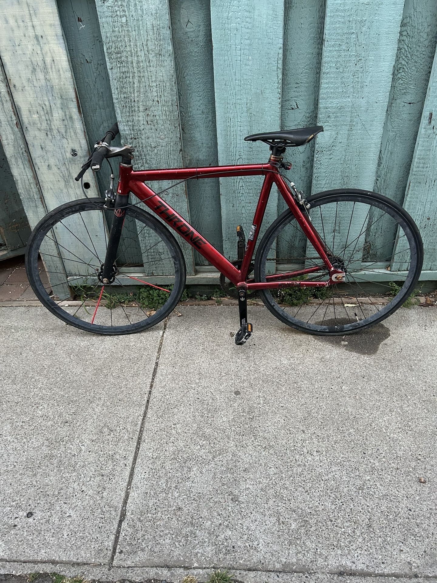 Fixed gear bike Throne Phantom for Sale in Santa Clara, CA - OfferUp