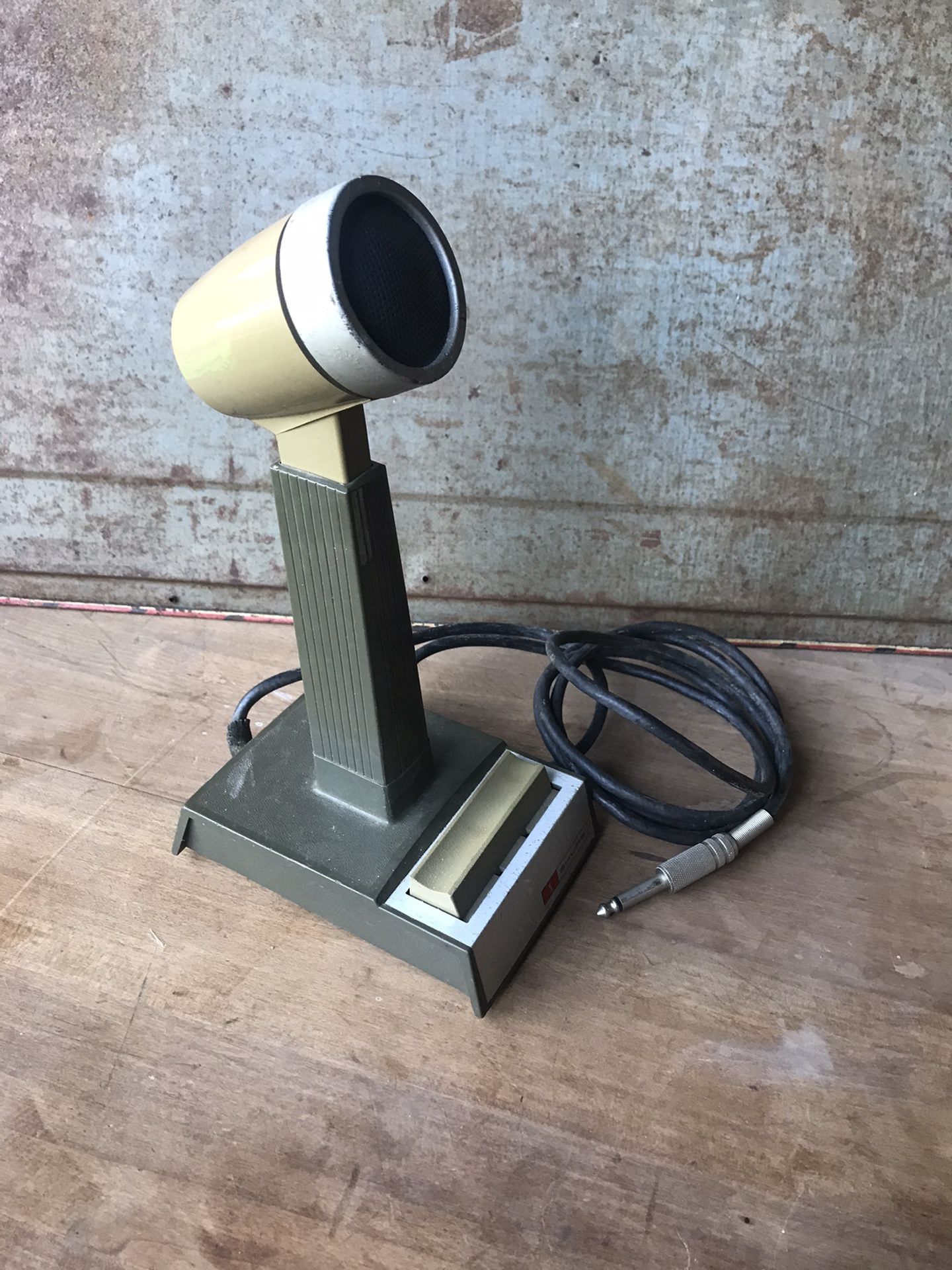 Vintage Ham Radio Mic Shure 444 CB for Sale in Norfolk, VA - OfferUp