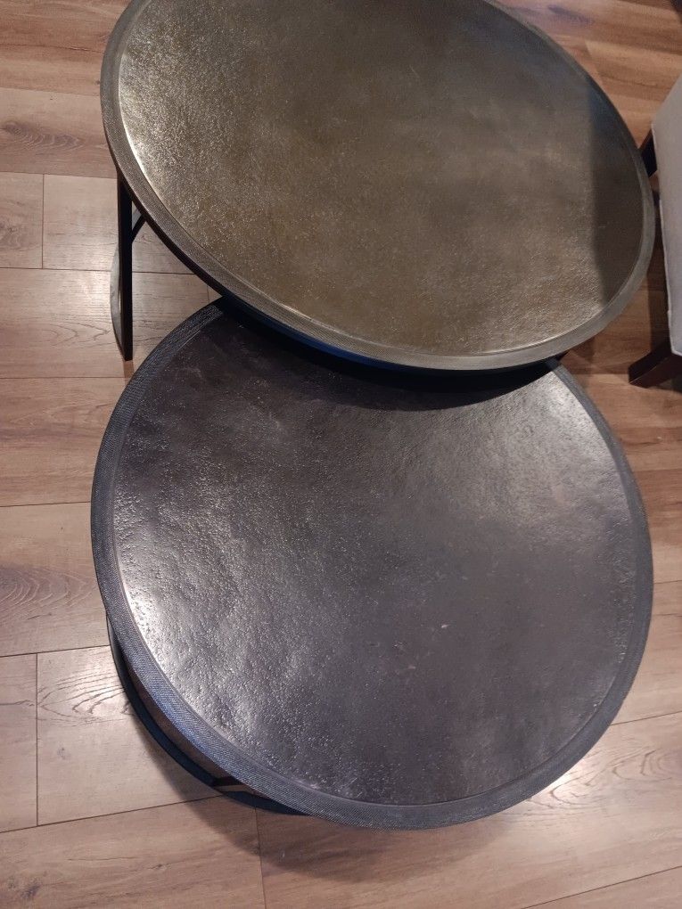 Knurl nesting coffee tables store