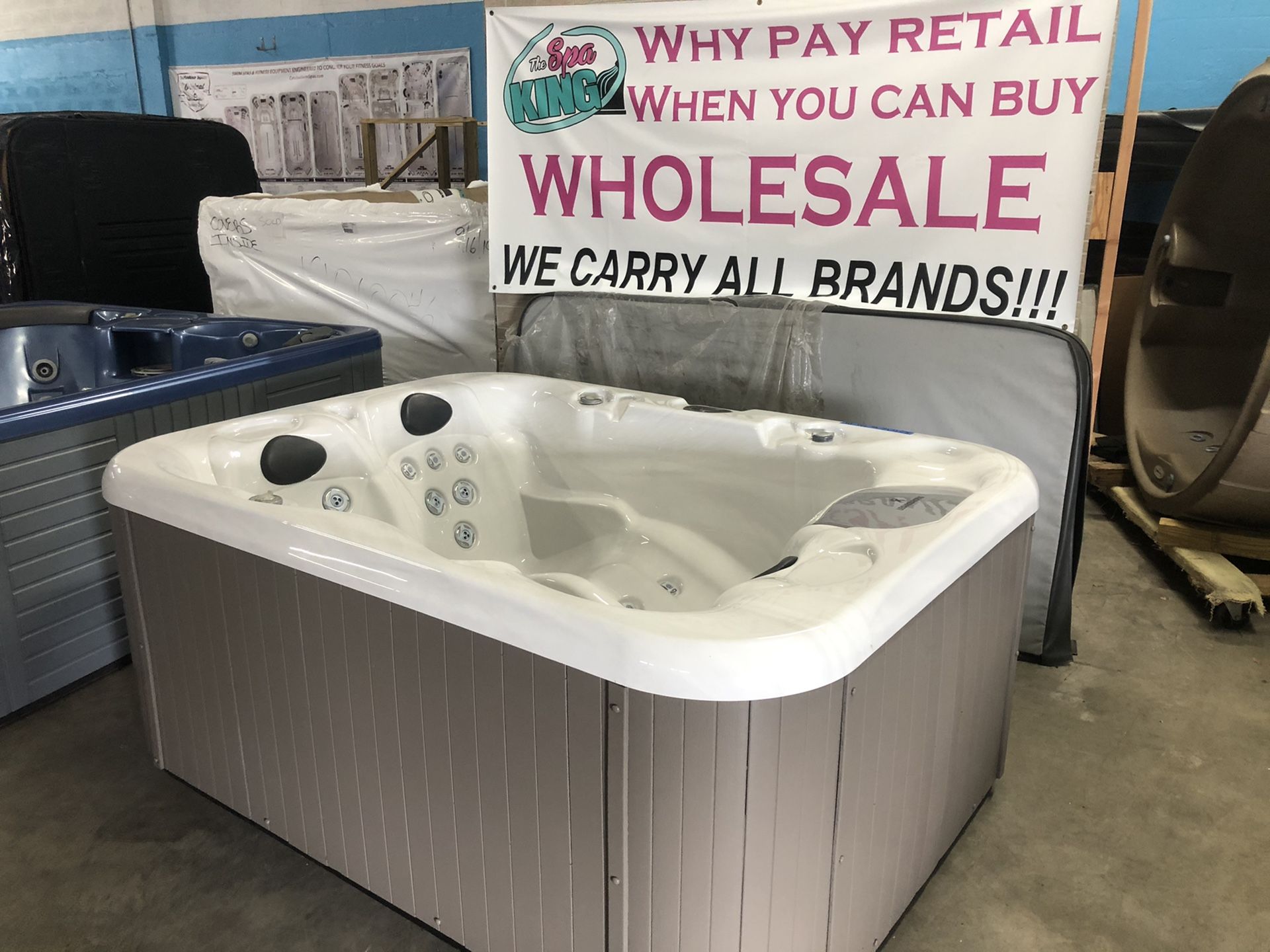 3 person 220V Hot Tub for Sale in Davie, FL - OfferUp