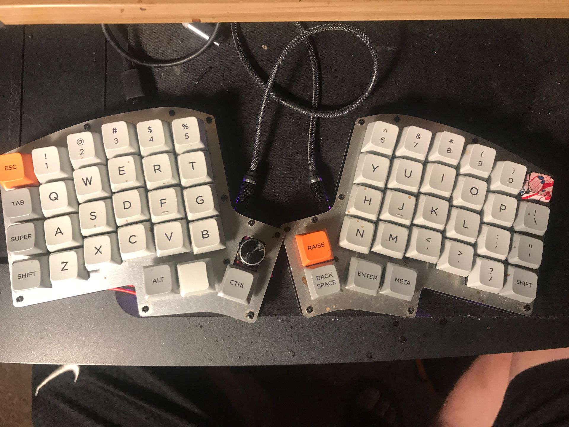 Custom Mechanical keyboard - split pcb mda big bang caps ortho set for Sale in San Jose, CA ...