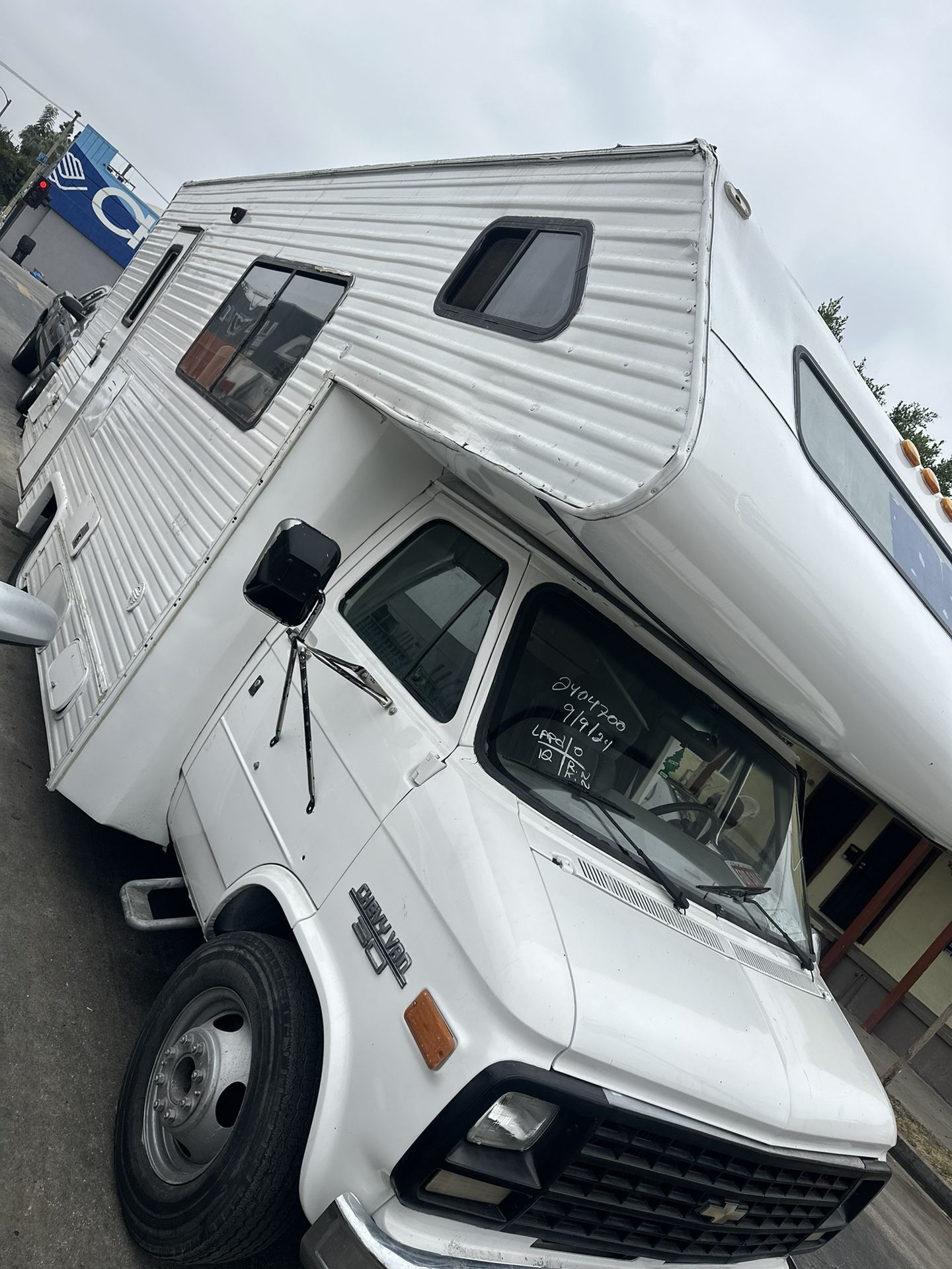 1995 Chevy RV/Camper - Moter Home for Sale in Gardena, CA - OfferUp