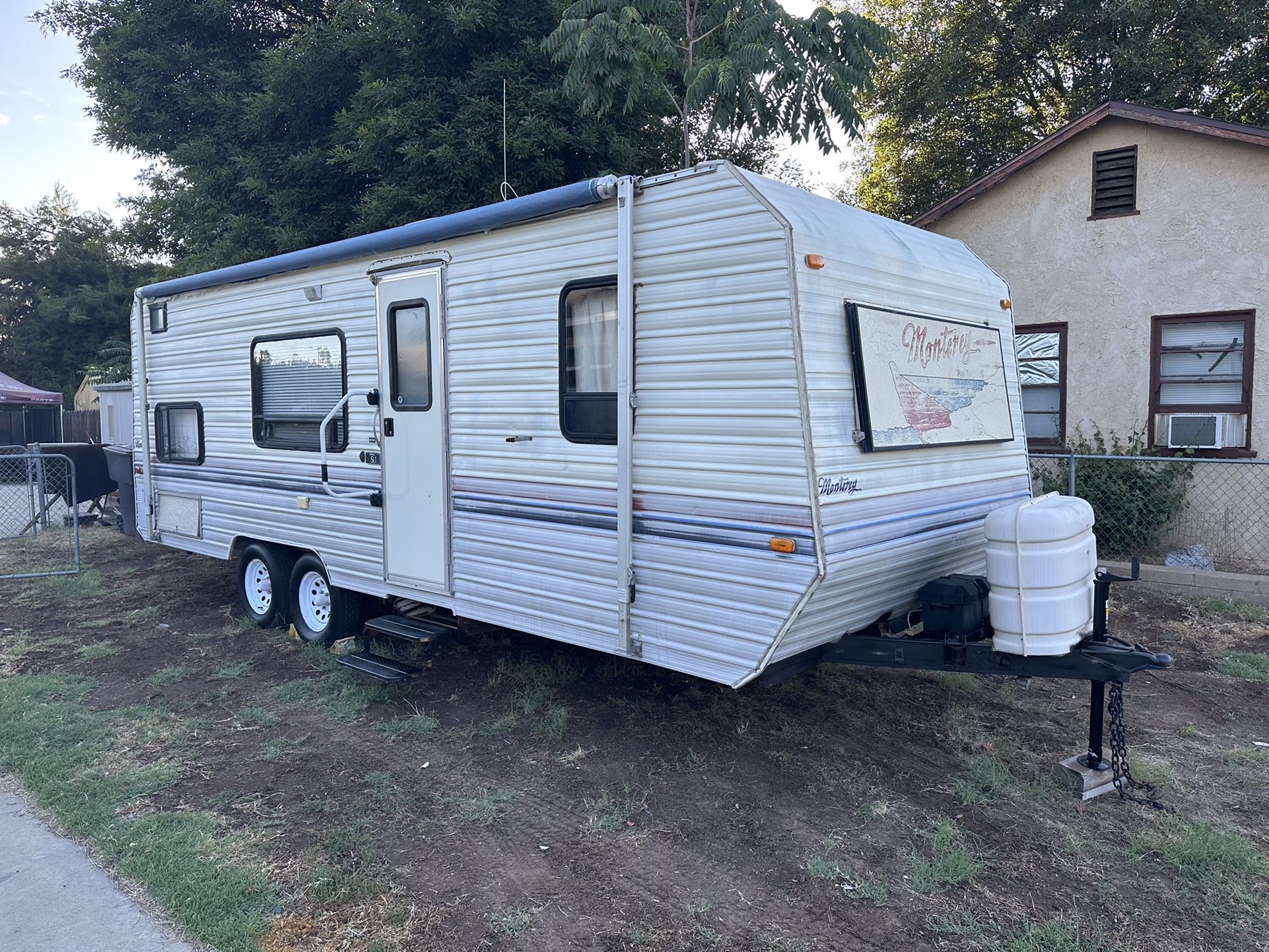 1992 Road Ranger Monterey 25LT for Sale in Riverside, CA - OfferUp