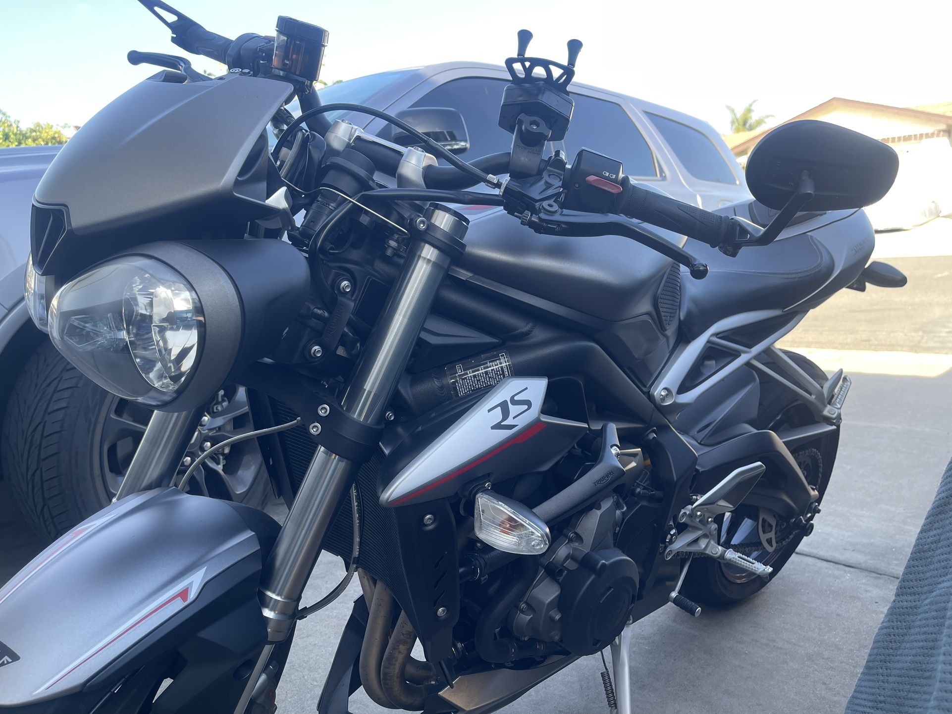 2018 Triumph 765RS for Sale in San Diego, CA - OfferUp