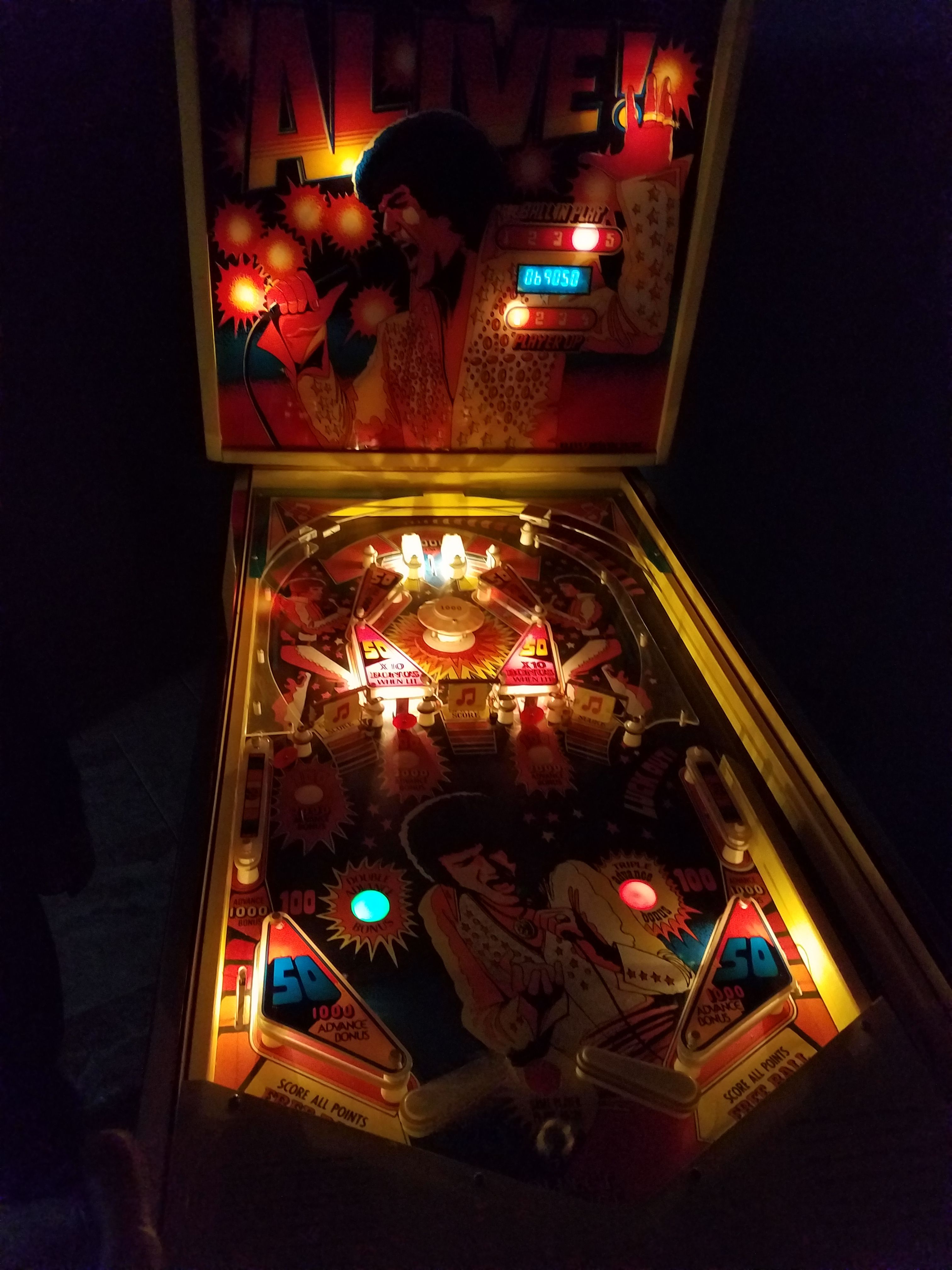 1978 Elvis Presley Alive Pinball Machine by Brunswick for Sale in ...