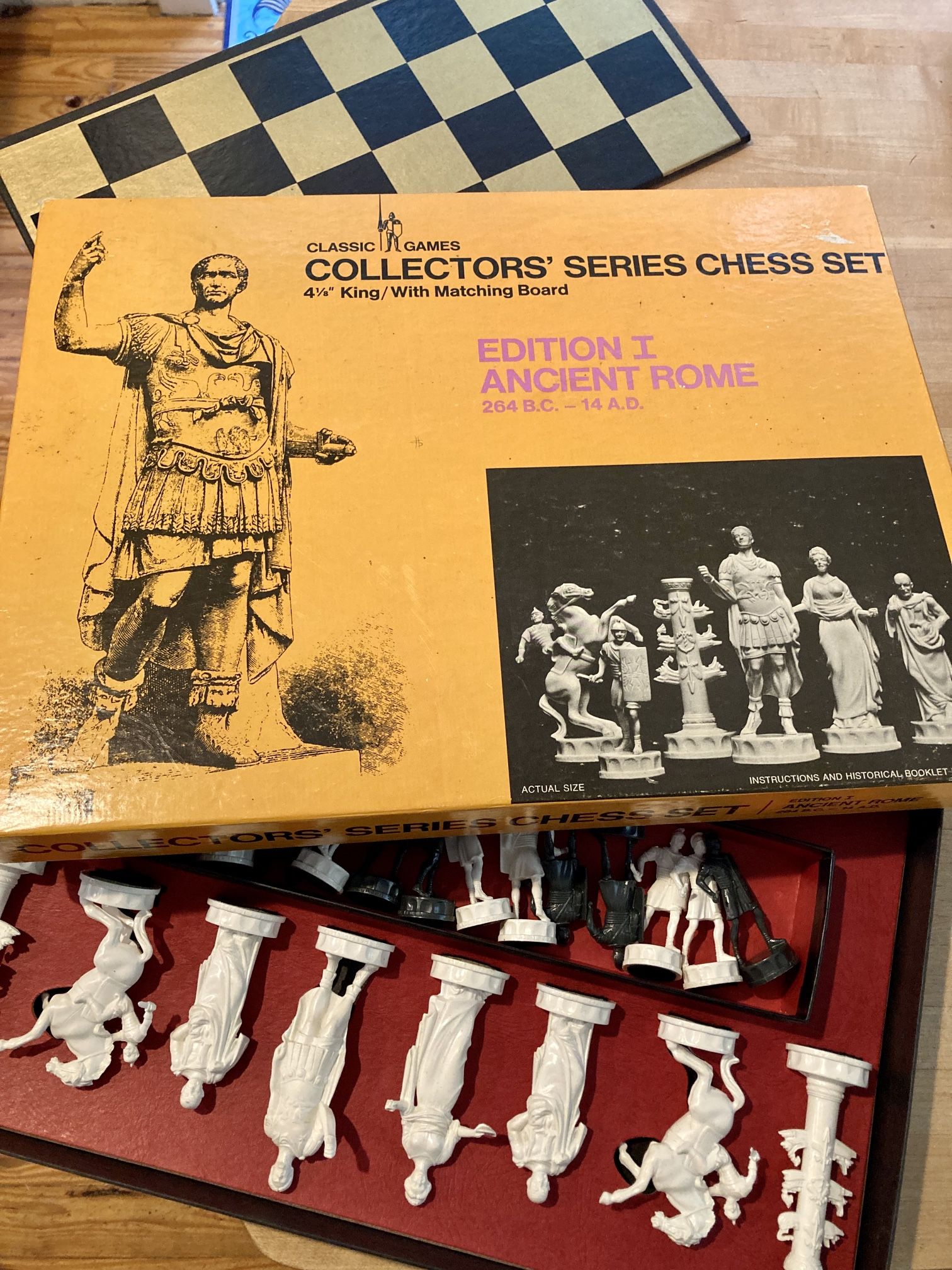 Vintage Chess Set Ancient Rome Plastic for Sale in Federal Way, WA ...