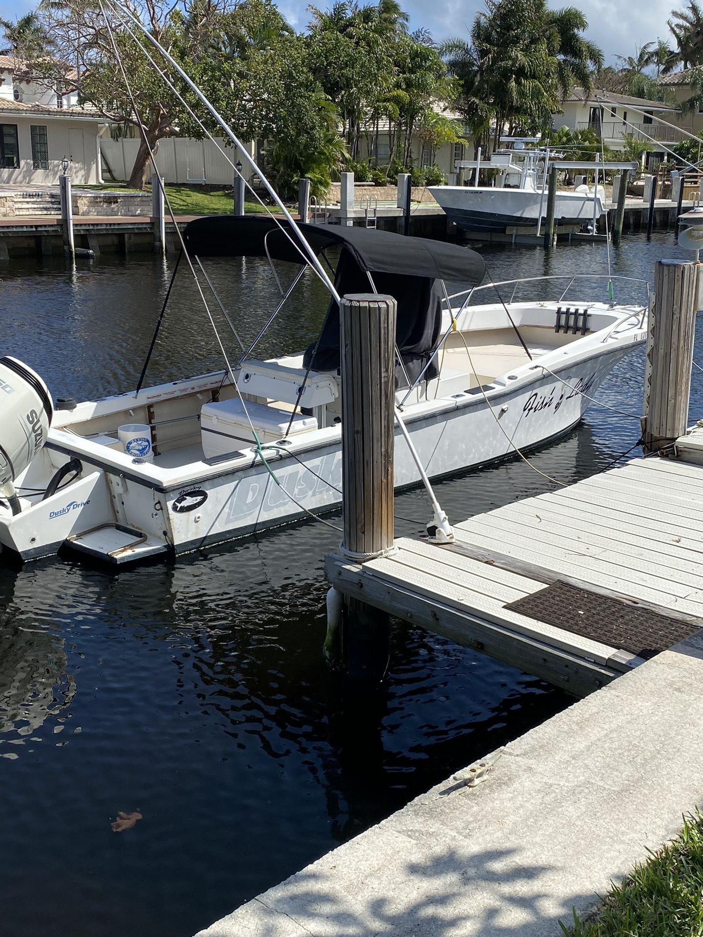 Center Console Dusky 25’6” Suzuki 250 Horse Power 2017 1100 Hours Hull ...
