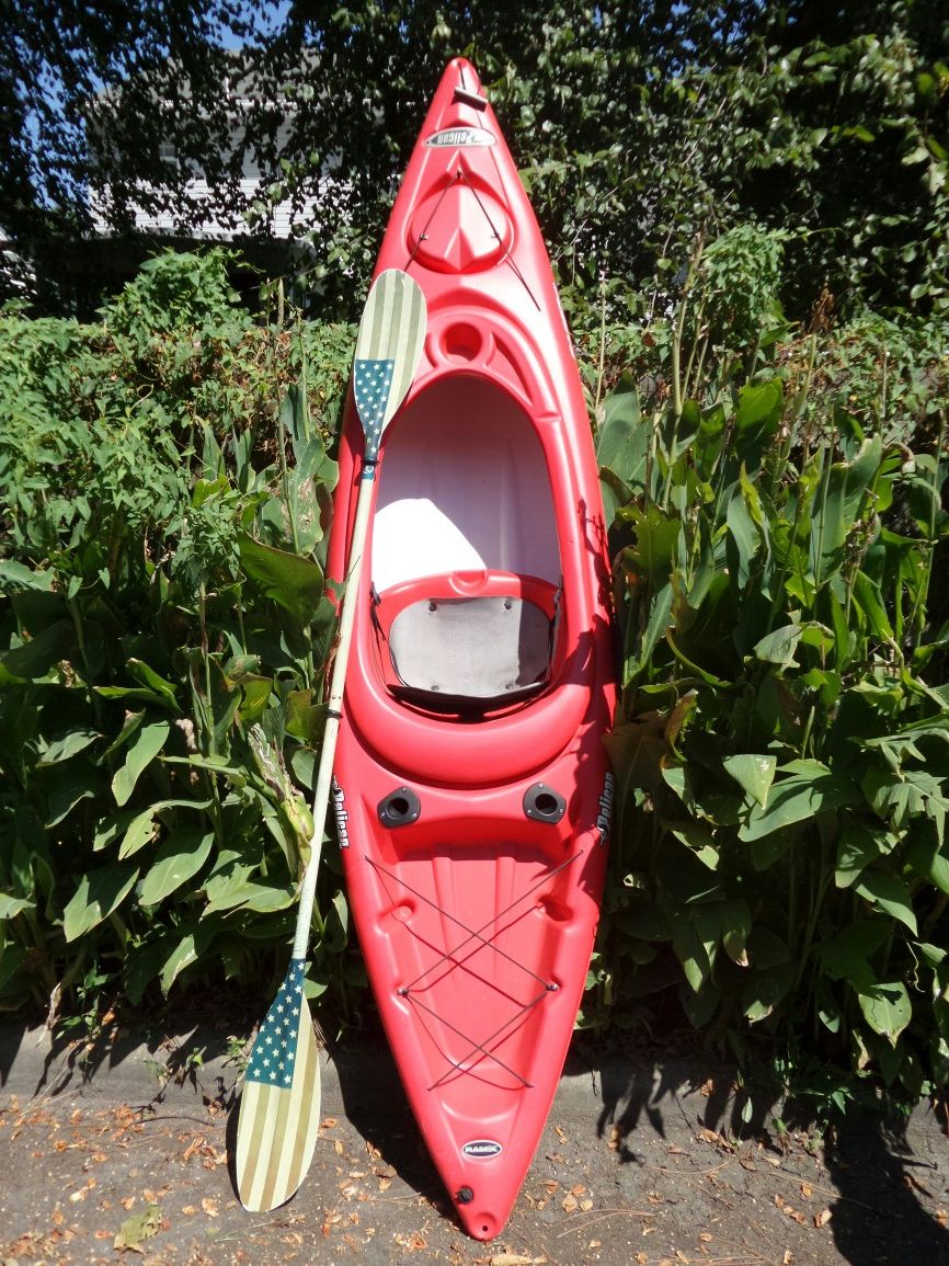 Pelican Saber Angler 100X Kayak- Gently Used, Paddle and Life Vest ...
