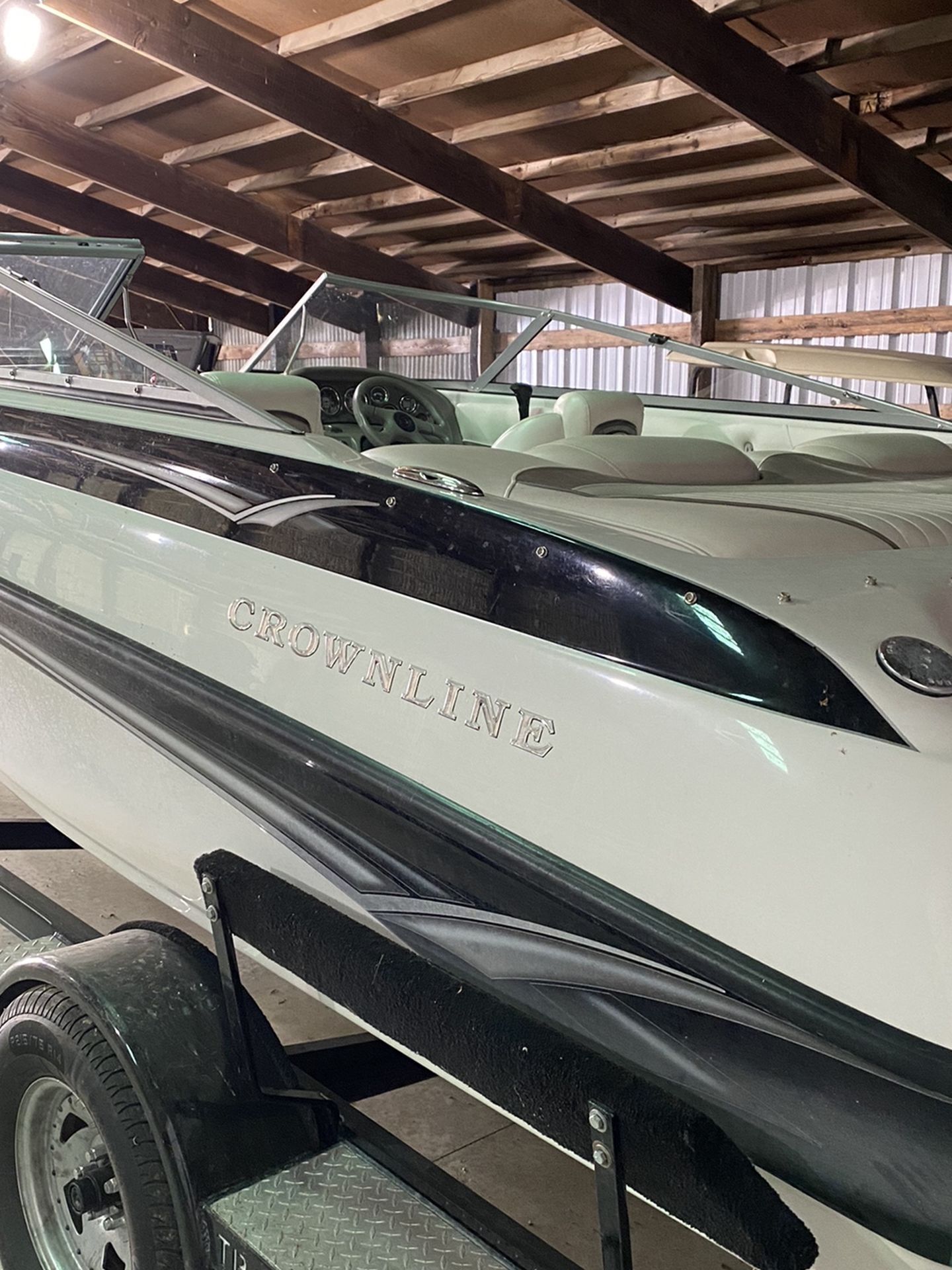 Crownline For Sale - ZeBoats