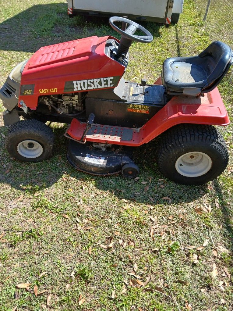 Husky Riding Mower for Sale in Lakeland, FL - OfferUp